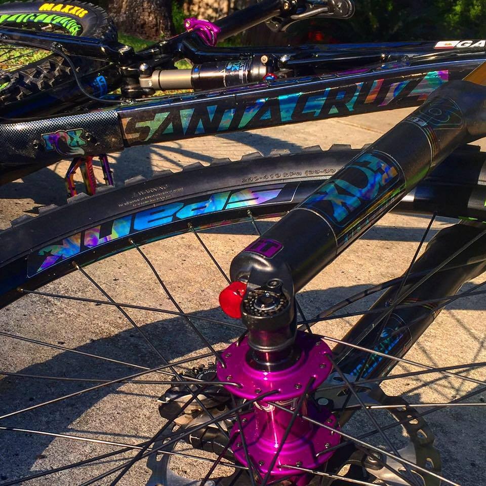 2014 Santa Cruz Bronson "Lacon Oil Slick Edition" - GDUB18T's Bike ...