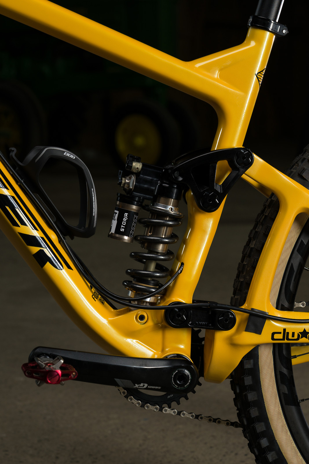 TURNER FLUX by Flowrider Racing - FLOWRIDER RACING's Bike Check - Vital MTB