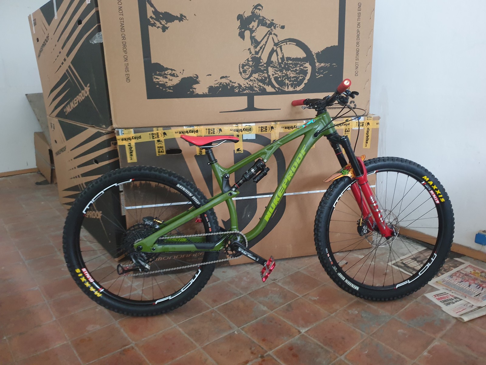 Nukeproof Reactor 290 army green custom build - EugenM's Bike Check ...