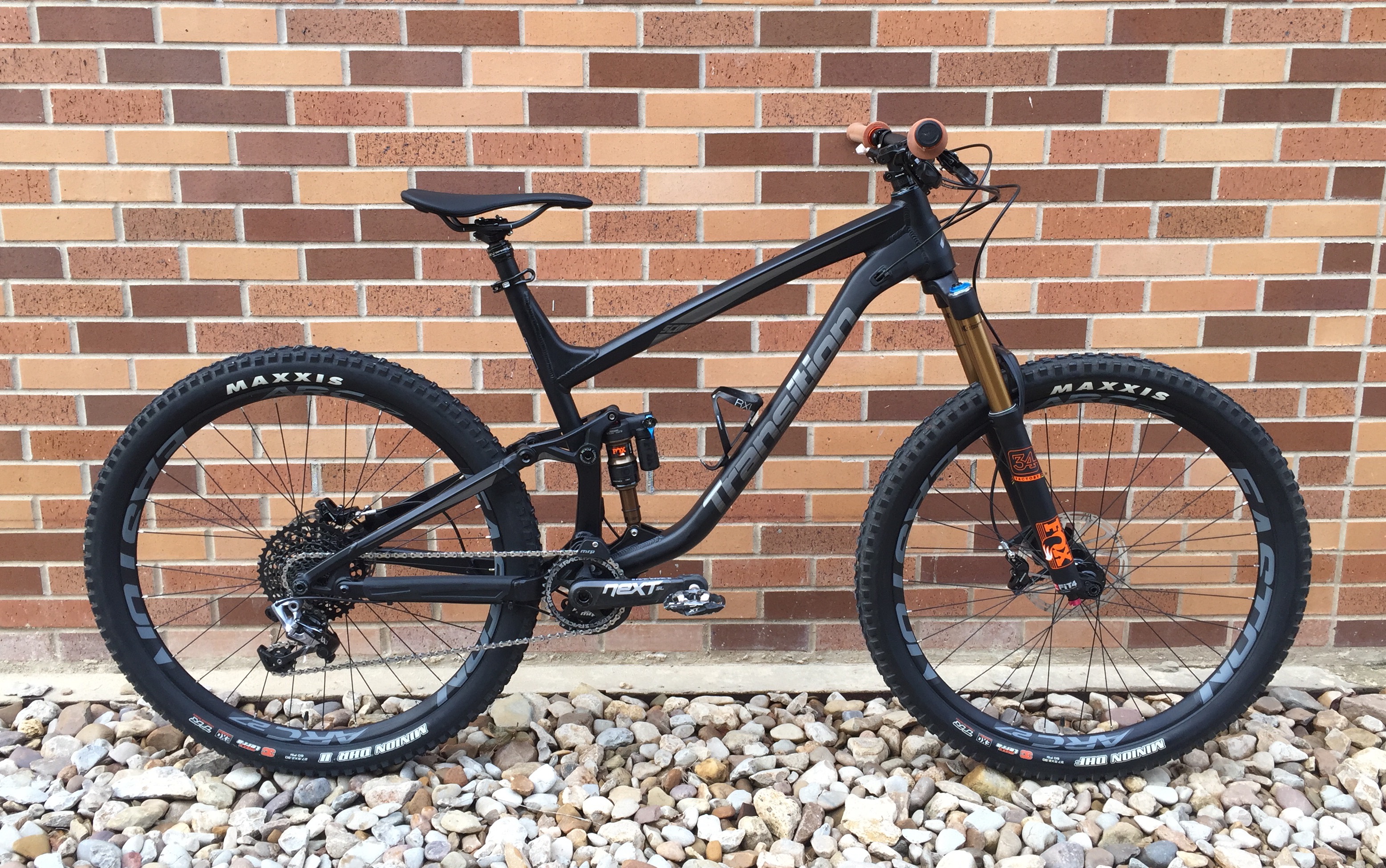 2017 Transition Scout - scootch's Bike Check - Vital MTB