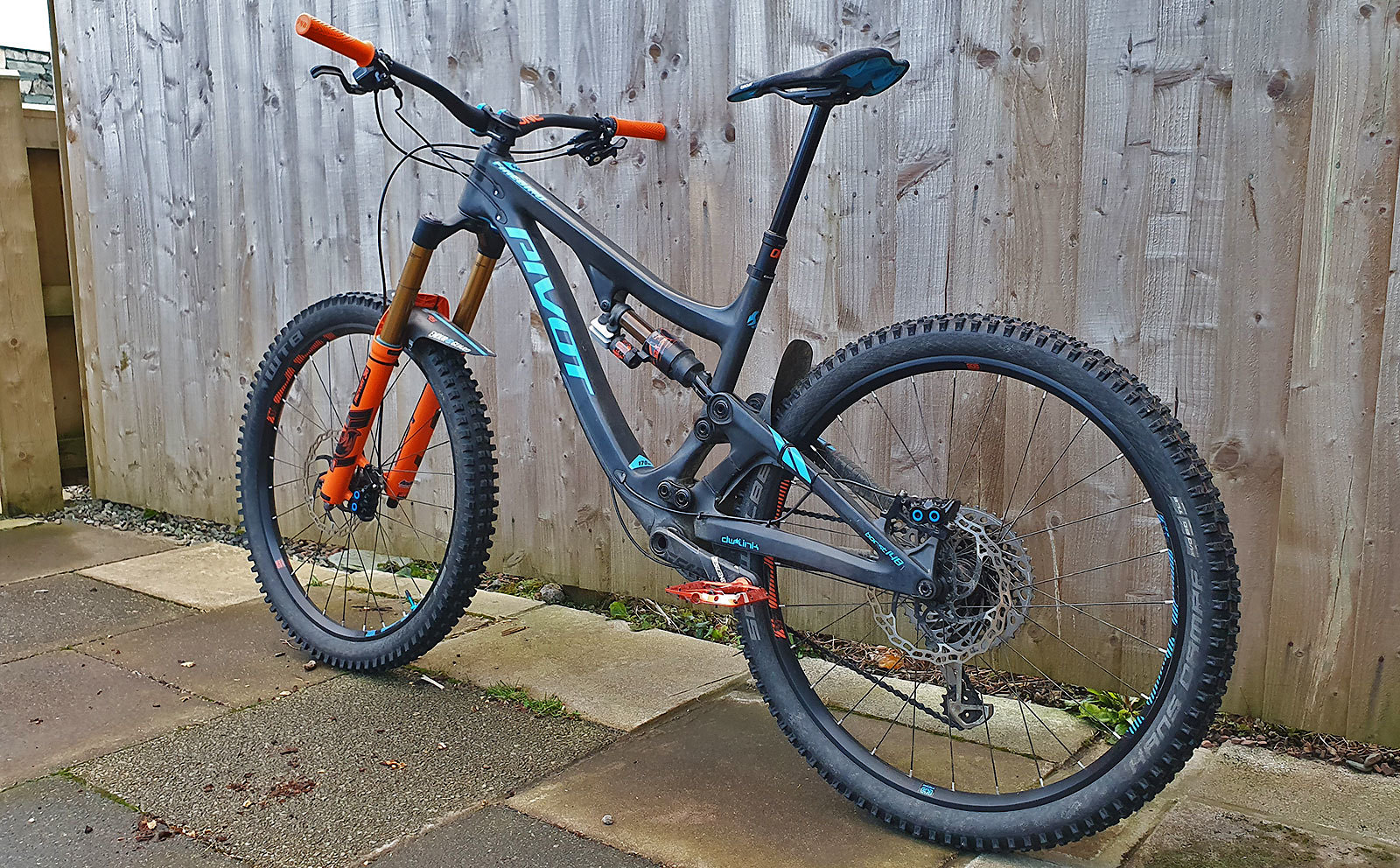 Pivot Firebird 2017 Custom Build - Basher's Bike Check - Vital MTB