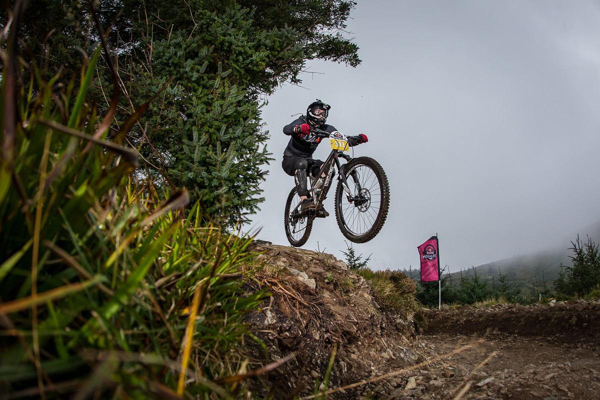 Steven Rainey Red Bull Foxhunt 2016-2 - Rainey - Mountain Biking ...