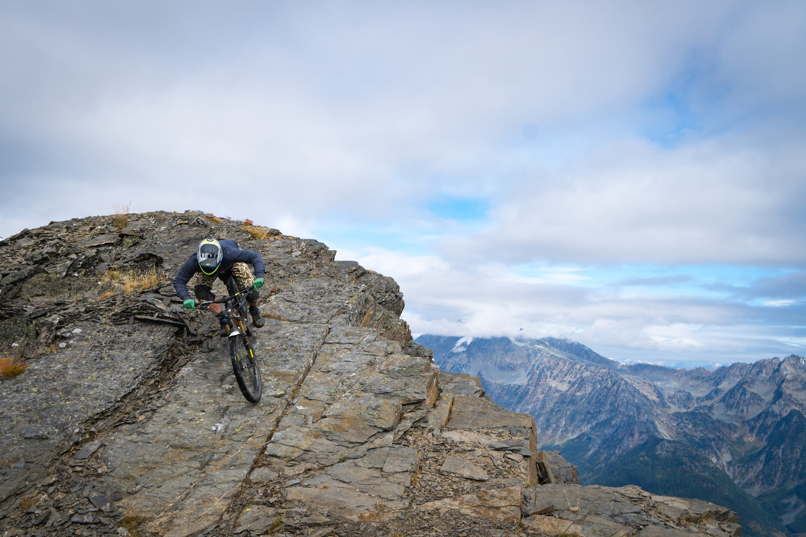 slabs at the summit - marc_obrien - Mountain Biking Pictures - Vital MTB