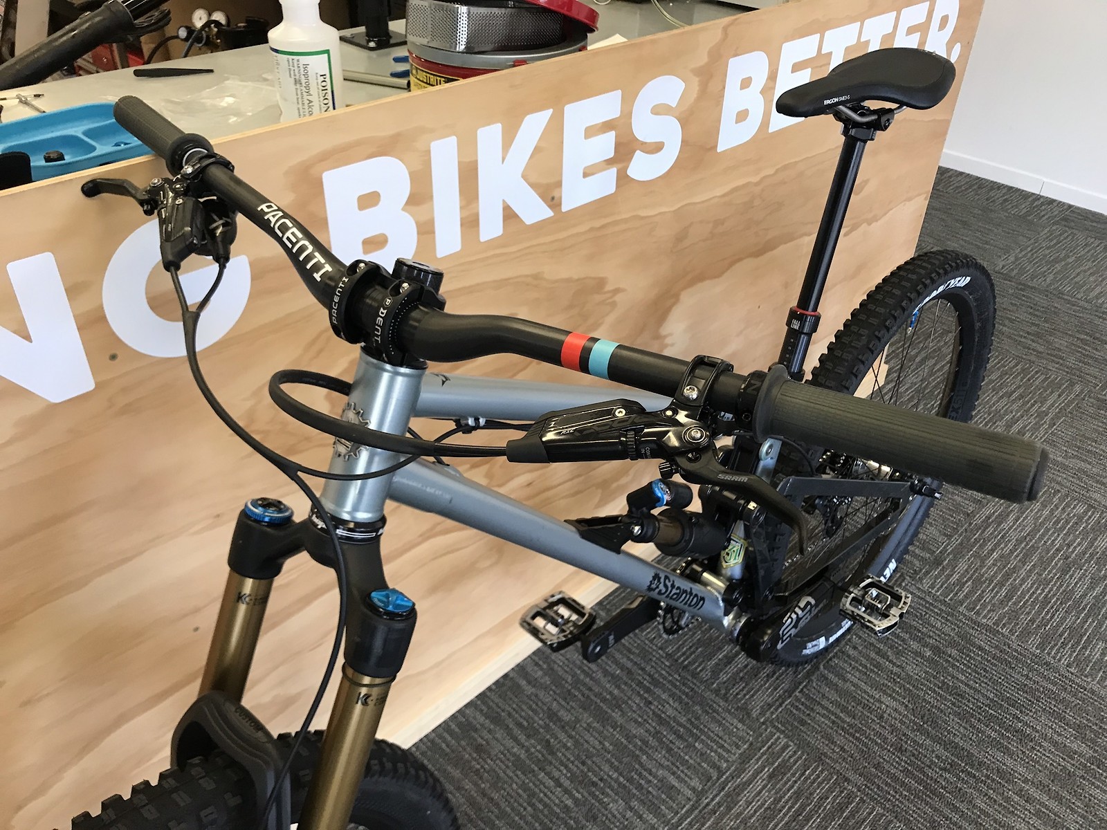 ‘The Unicorn’ .... Stanton Switch9er FS - @_lieutenant.dan_'s Bike ...