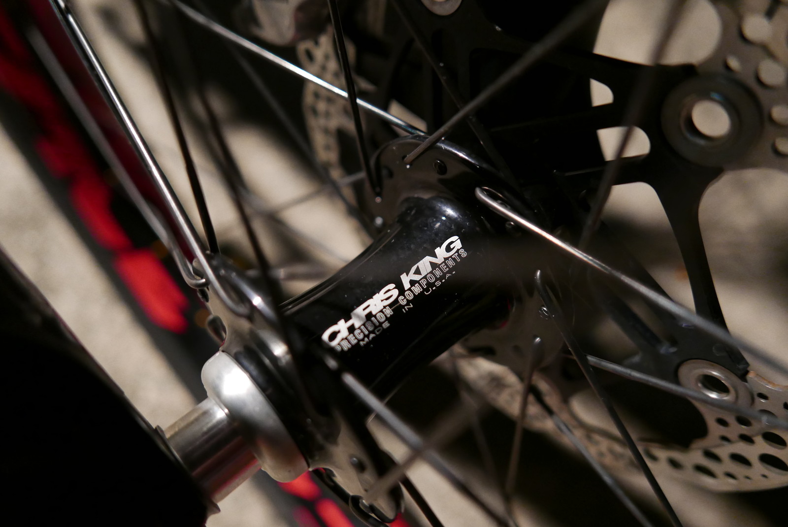 Santa Cruz Hightower CC "Snow Camo Ohlins" - ReEvolution's Bike Check ...