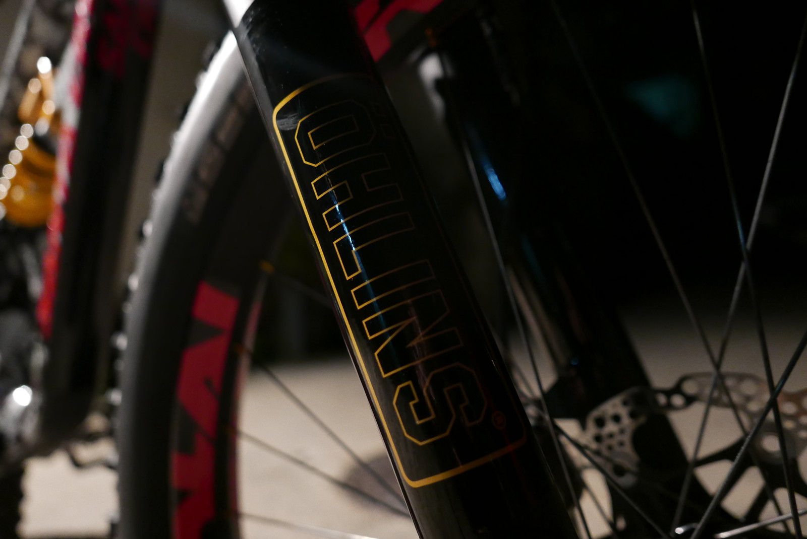 Santa Cruz Hightower CC "Snow Camo Ohlins" - ReEvolution's Bike Check ...