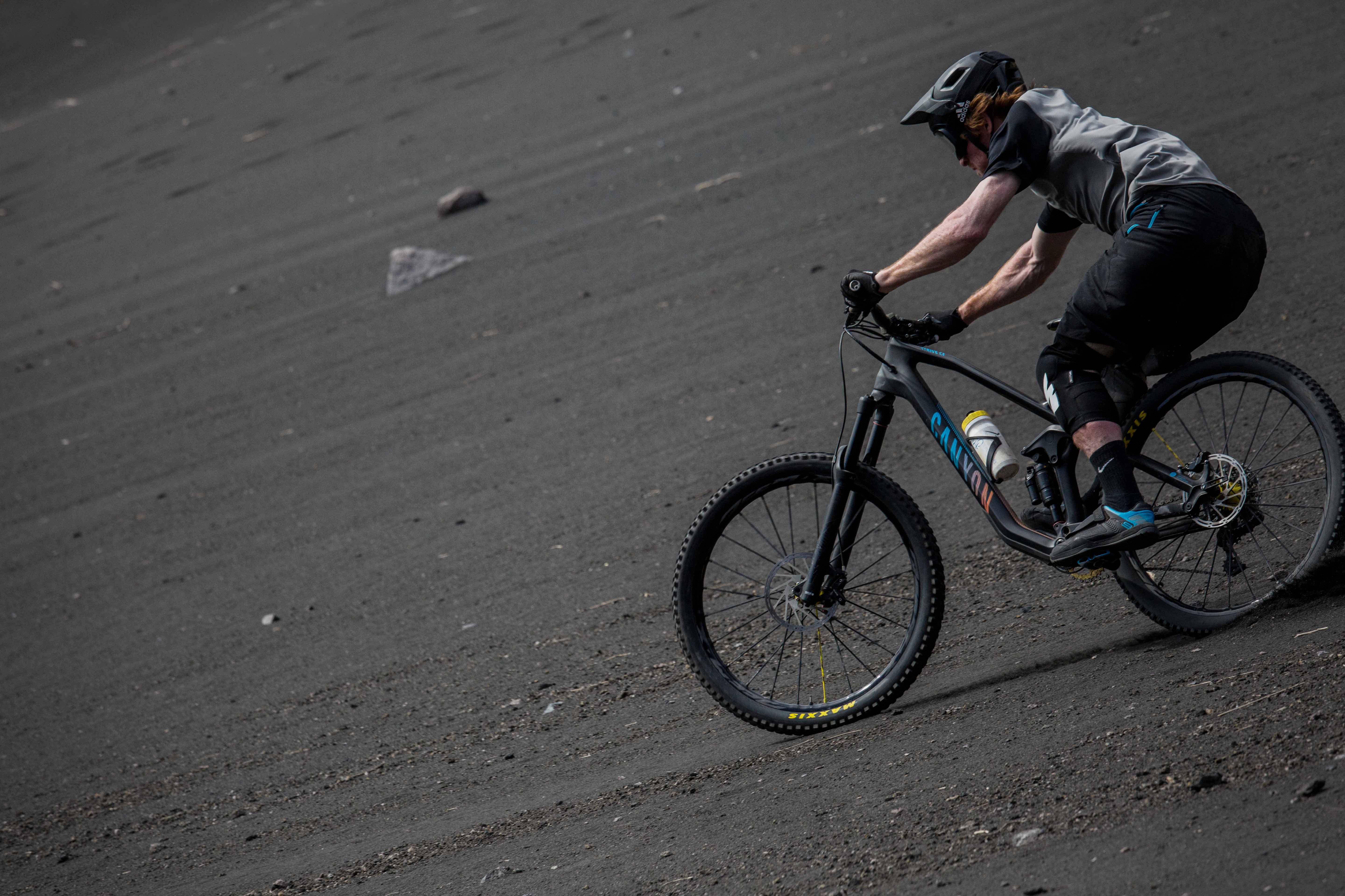 Liam 3 - MET Helmets - Mountain Biking Pictures - Vital MTB