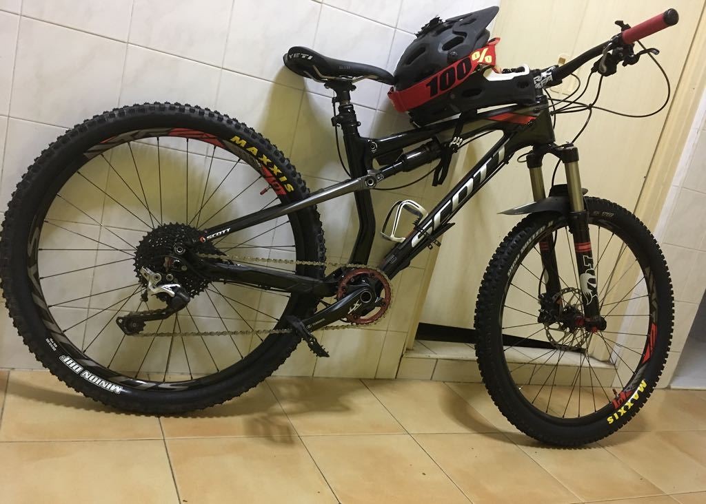 Scott Spark - JohnArkanghel's Bike Check - Vital MTB