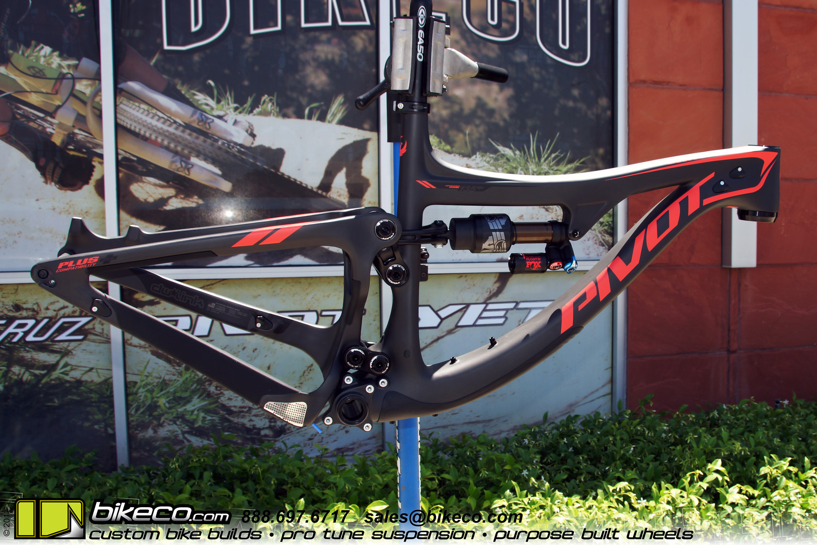 Pivot Switchblade Frame 1 - BikeCo.com - Mountain Biking Pictures ...