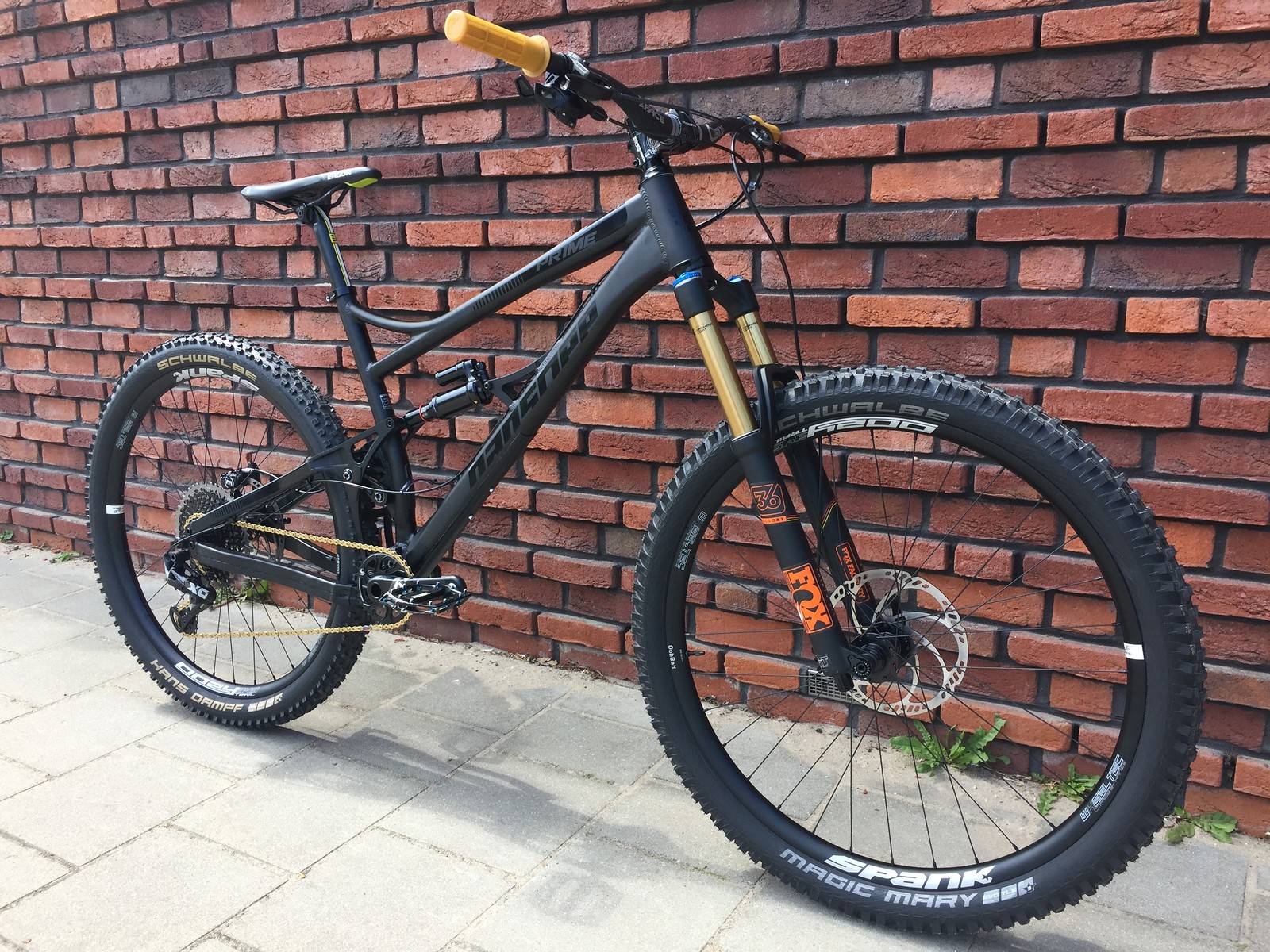 Banshee Prime 2017 Fox 36 Sram Eagle Custom Build - JorisW's Bike Check ...