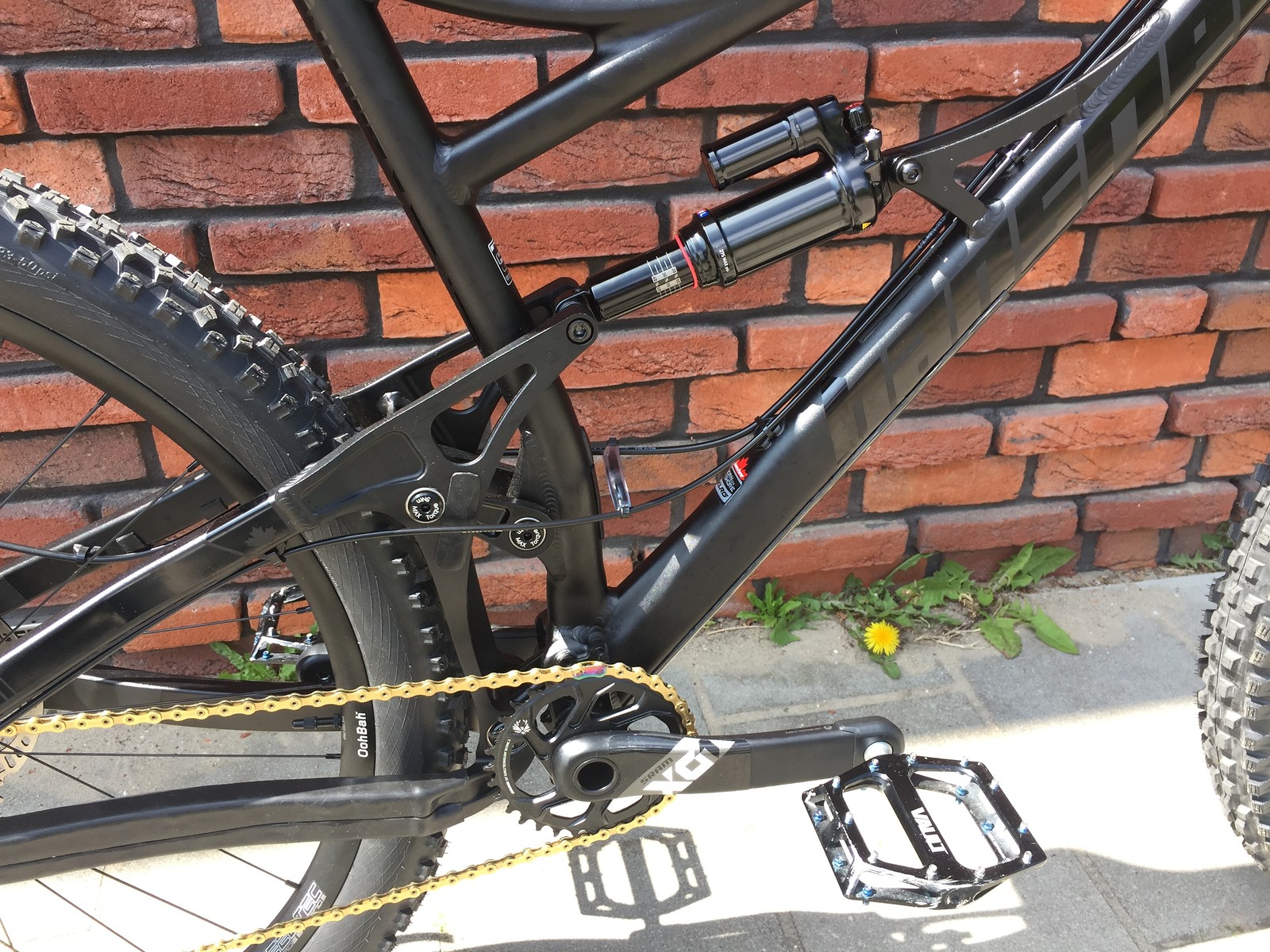 Banshee Prime 2017 Fox 36 Sram Eagle Custom Build - JorisW's Bike Check ...