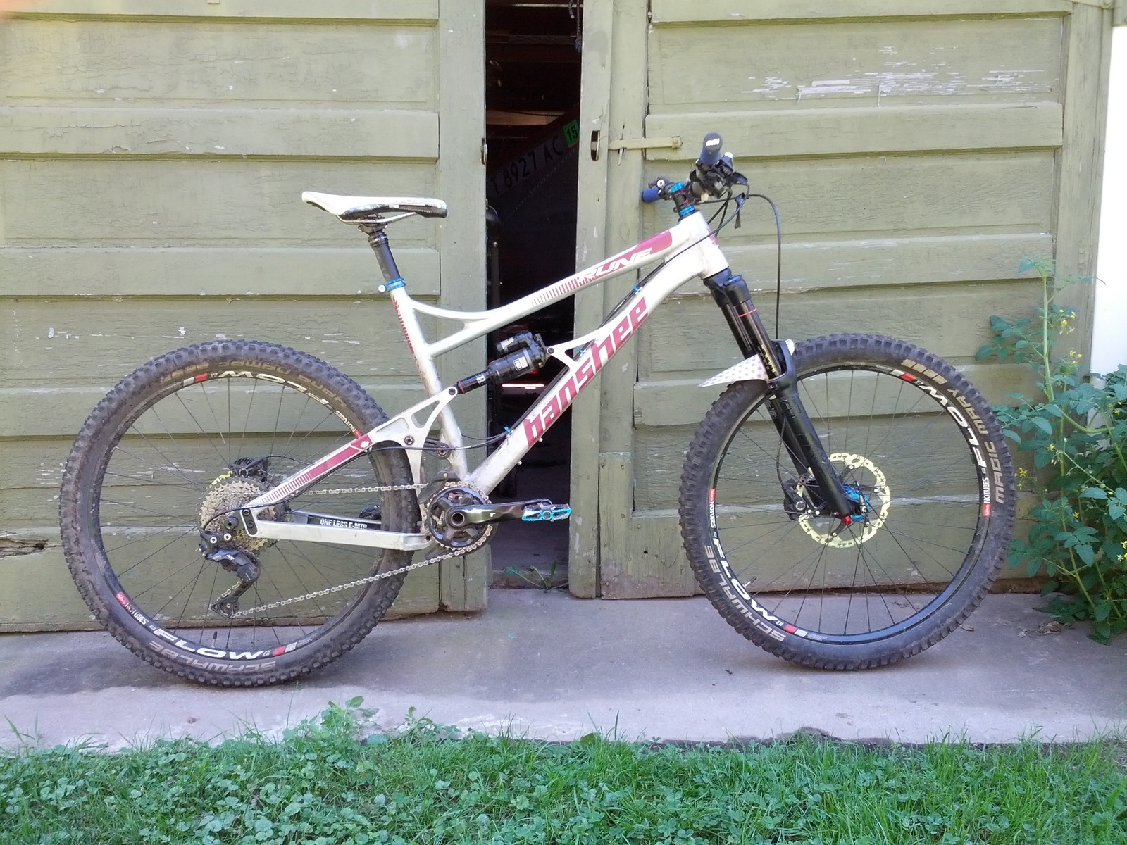 2017 Banshee Rune - jcook's Bike Check - Vital MTB