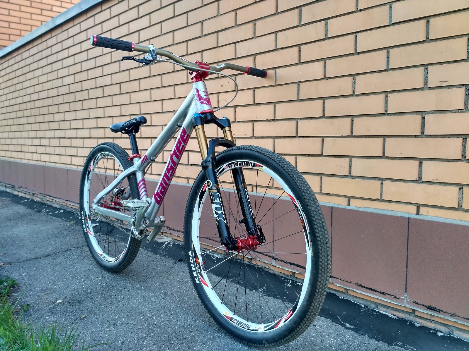 AMP, Banshee AMP - kusa324's Bike Check - Vital MTB