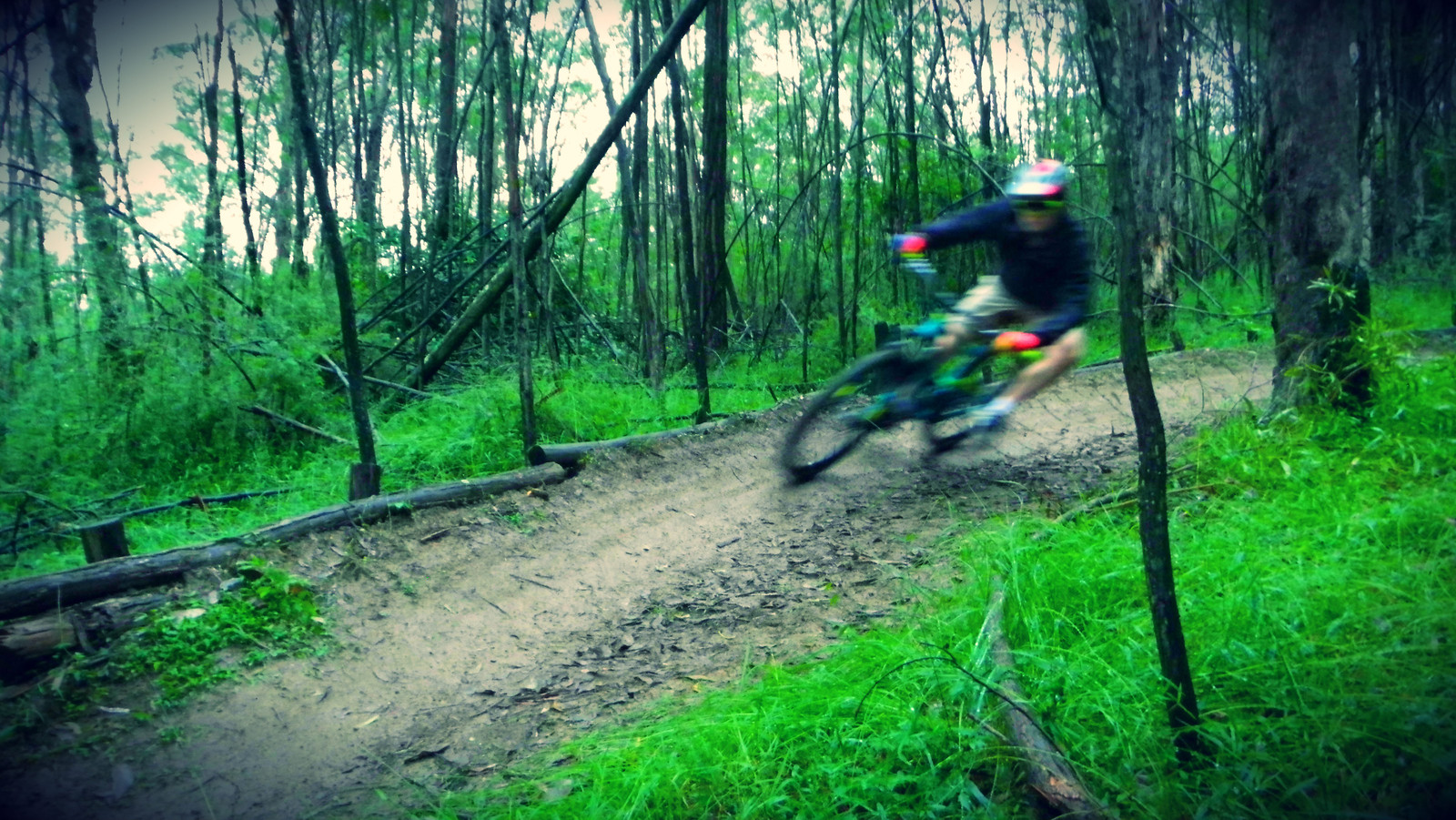 Mulgoa Nature Reserve - Flat Out - Ekul Nednevo - Mountain Biking ...