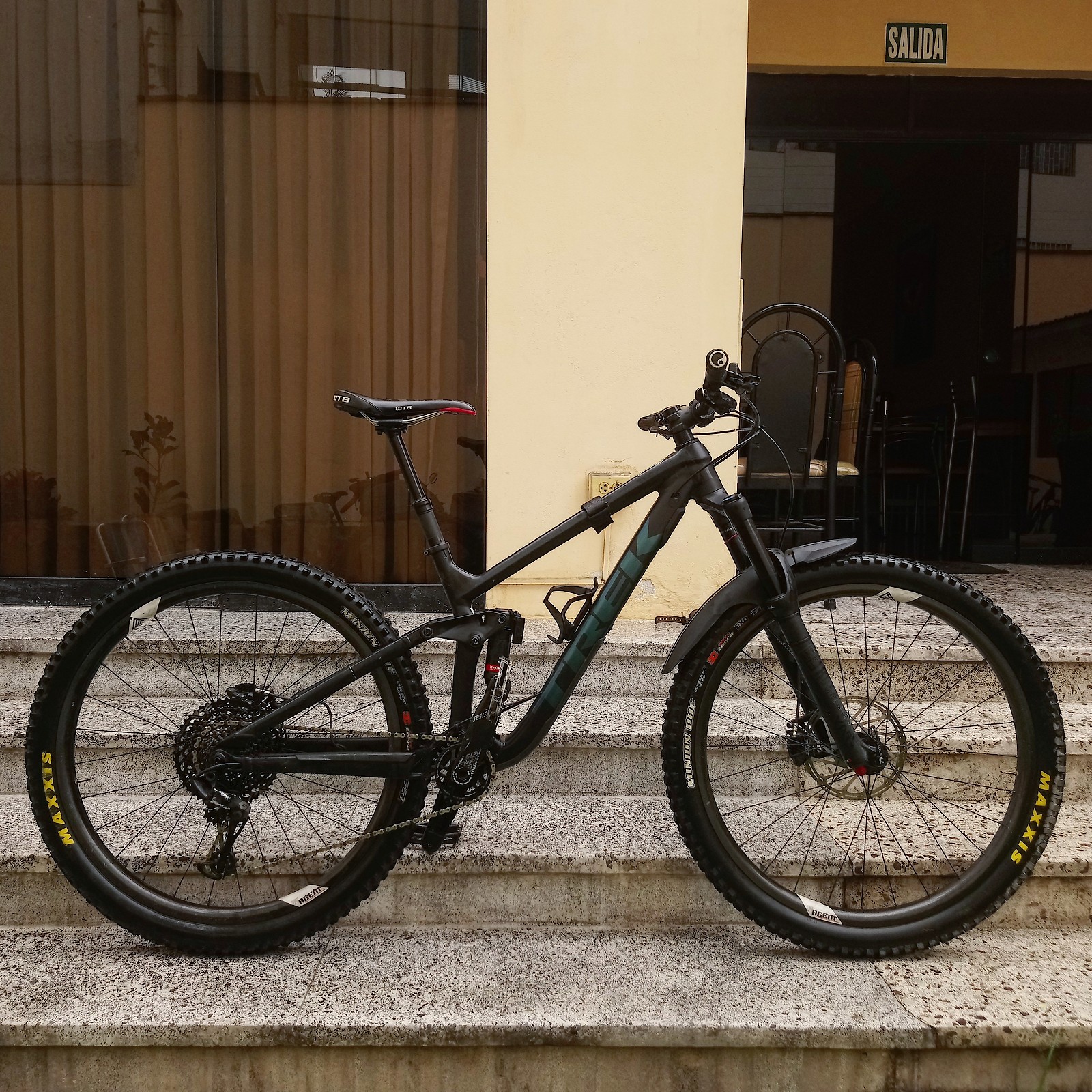 Trek Slash 8 custom - denomerdano's Bike Check - Vital MTB
