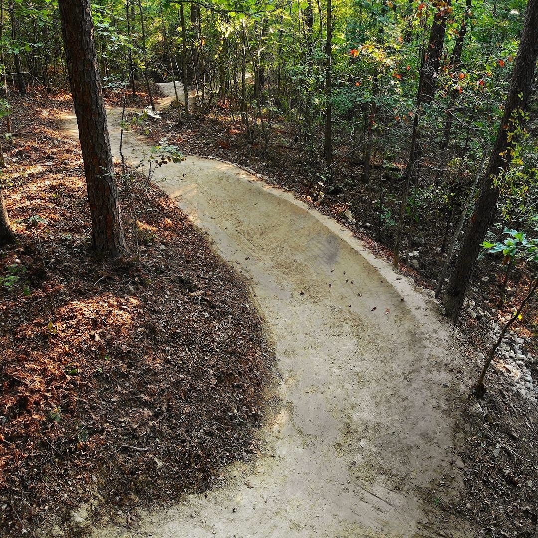 Lucky 13 left hand catch berm - McGill Trail Fabrication - Mountain ...