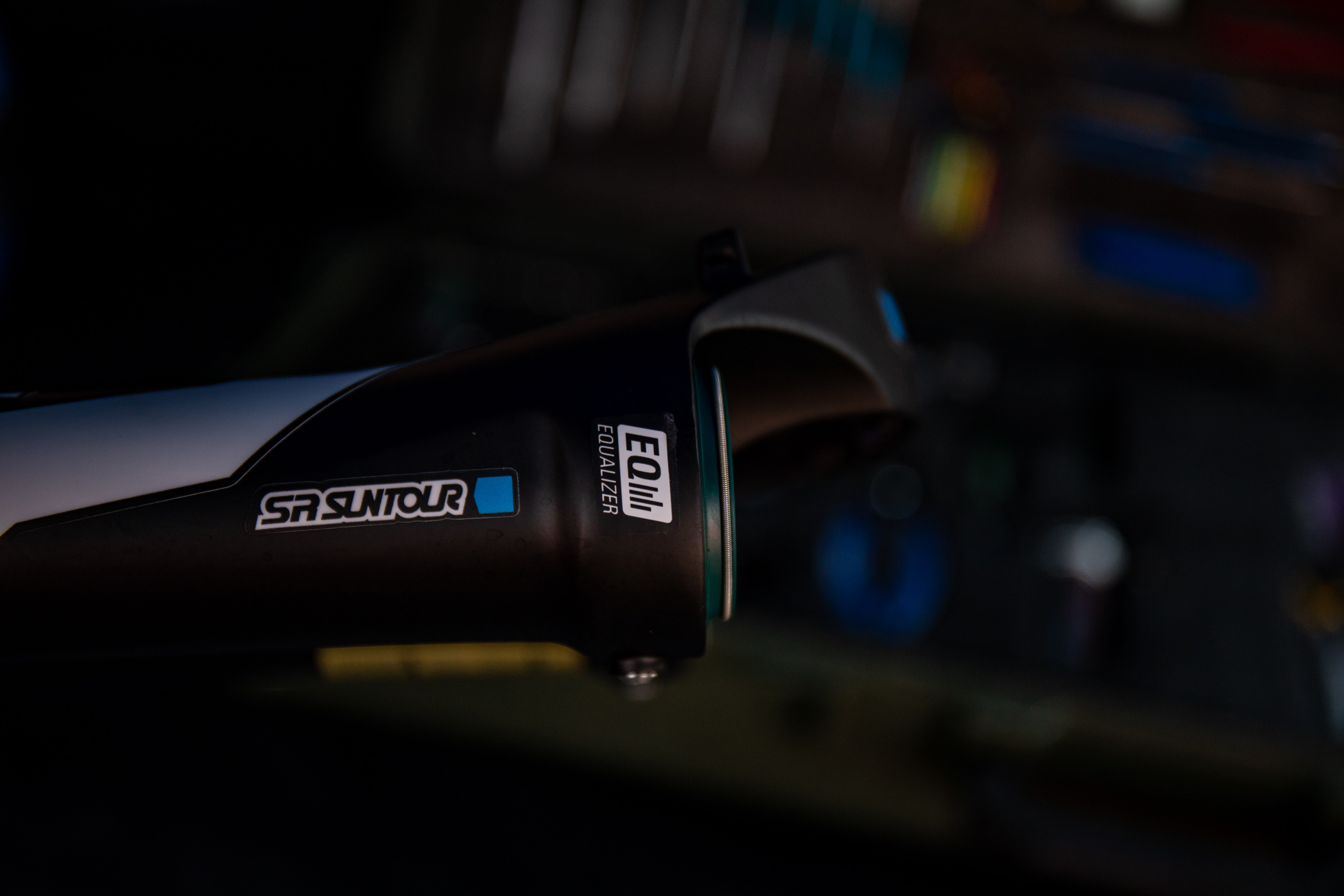 NEW SR Suntour RUX EQ air system fork - JackRice - Mountain Biking ...