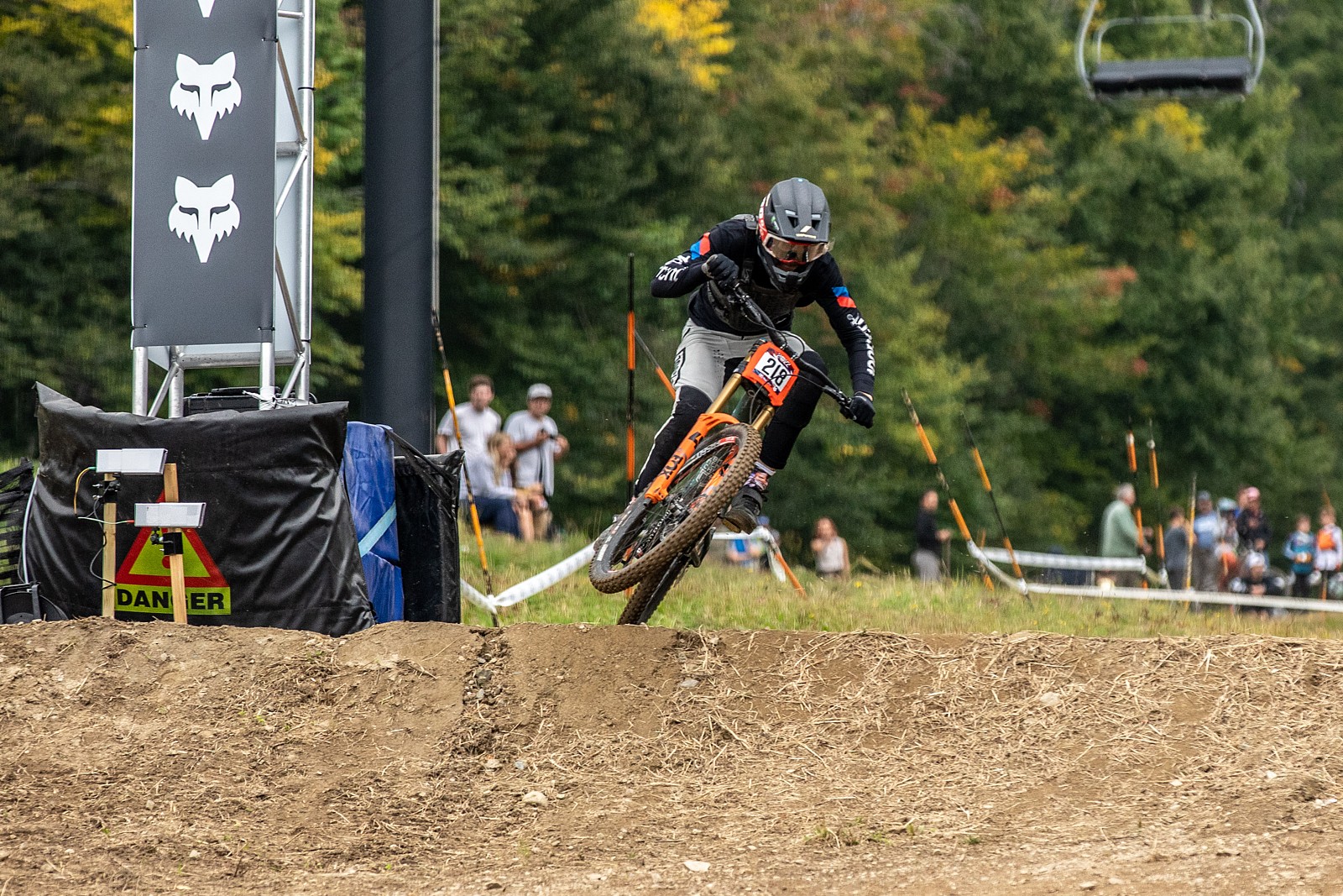 Tyler Zenoni winning the hotly contested (and fun to watch) Cat 1 17-18 ...