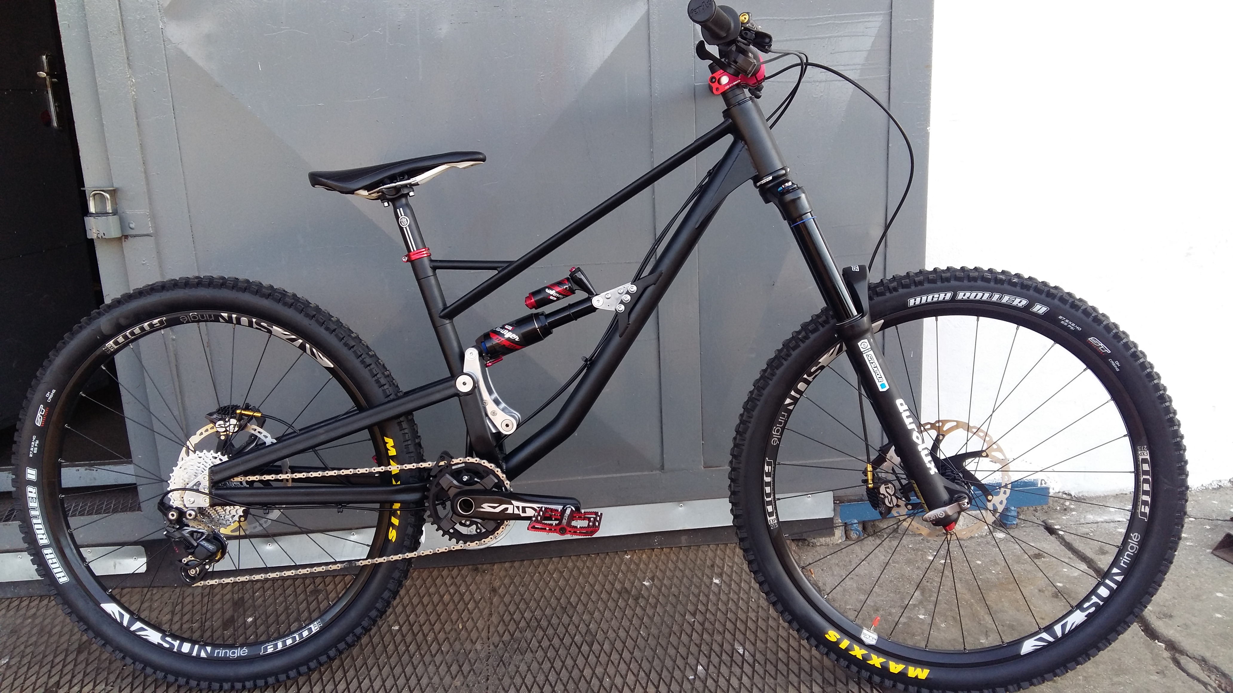 Devonic Factor prototype - voskyFR's Bike Check - Vital MTB