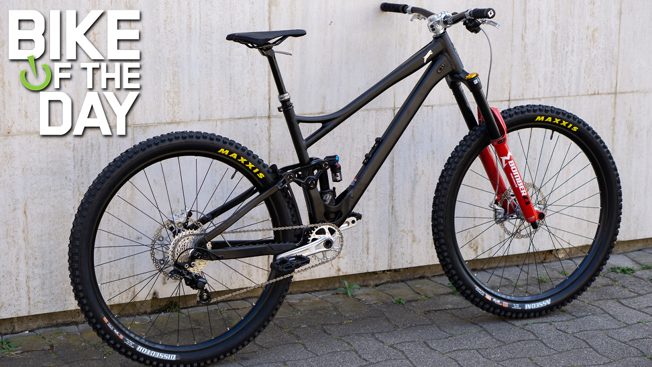 Banshee Titan V3.2 - christiandumitru's Bike Check - Vital MTB