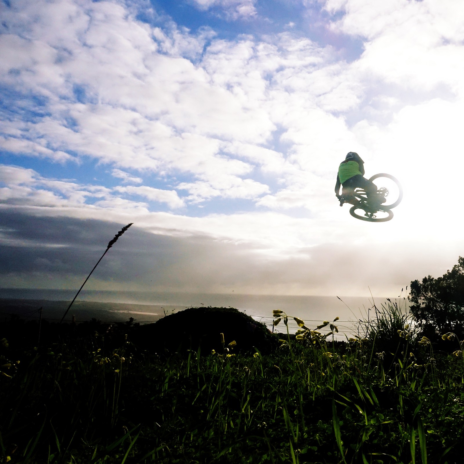 Pombo hip jump - www.bearded-llama-adventures.com - Mountain Biking ...