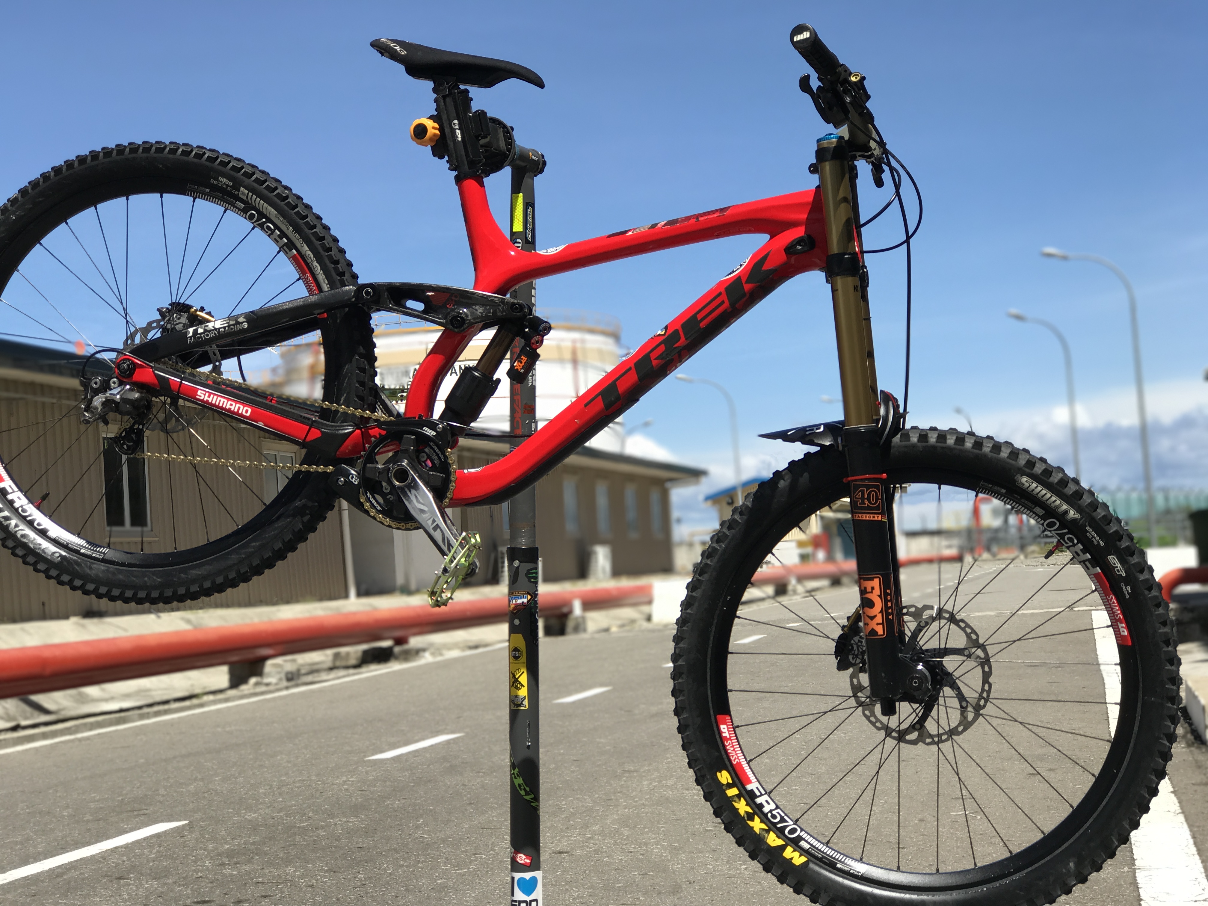 Trek session 9.9 27.5 prototype 1st edition - Katikdie's Bike Check ...
