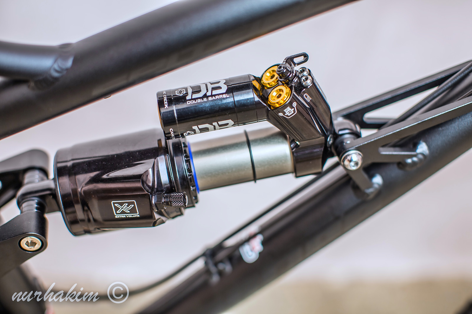 Banshee Spitfire V2 27.5 with CCDB Air CS and Crossmax Enduro ...