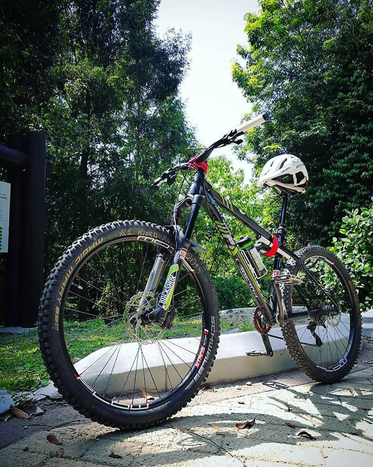 Polygon Entiat - Hardcore Enduro Custom - seejun87's Bike Check - Vital MTB