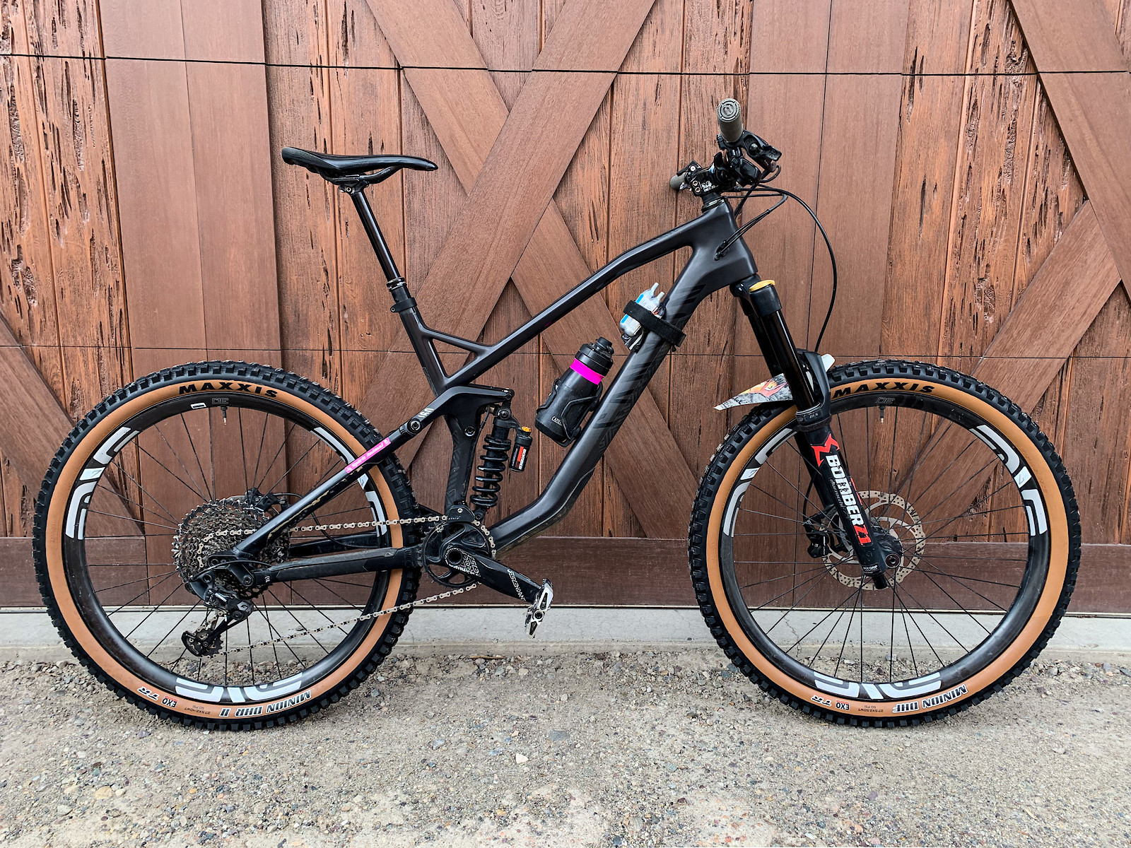 Canyon Strive CF V.2 - rax_mitter's Bike Check - Vital MTB