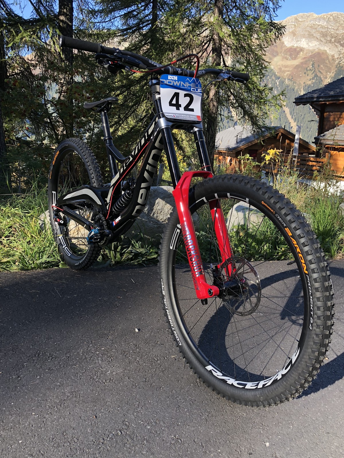 NEW DEVINCI WILSON 29 2019 - Gauthier Loncke's Bike Check - Vital MTB