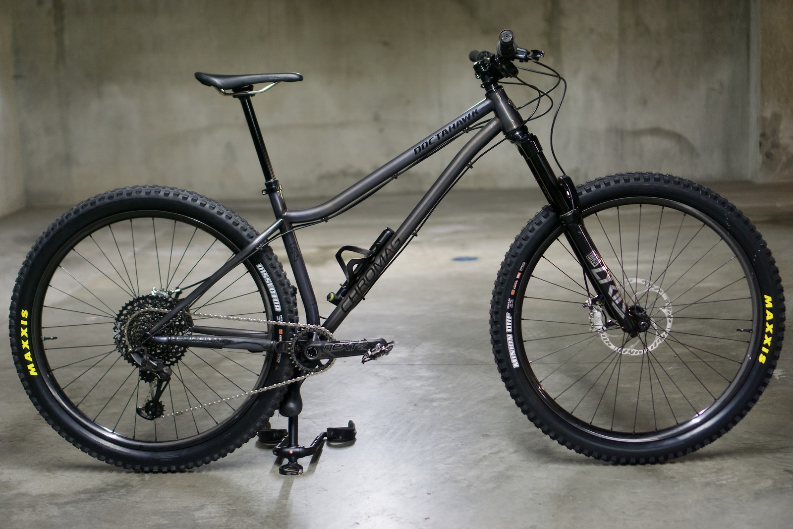 2020 Chromag Doctahawk - Richiban's Bike Check - Vital MTB