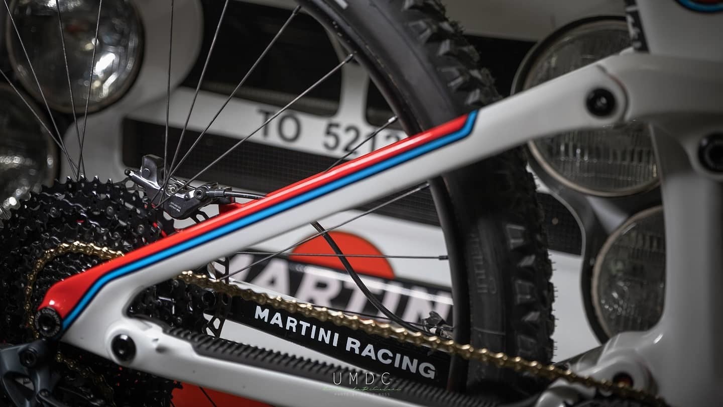 MARTINI RACING TRANSITION SENTINEL V2 - bubbaz's Bike Check - Vital MTB