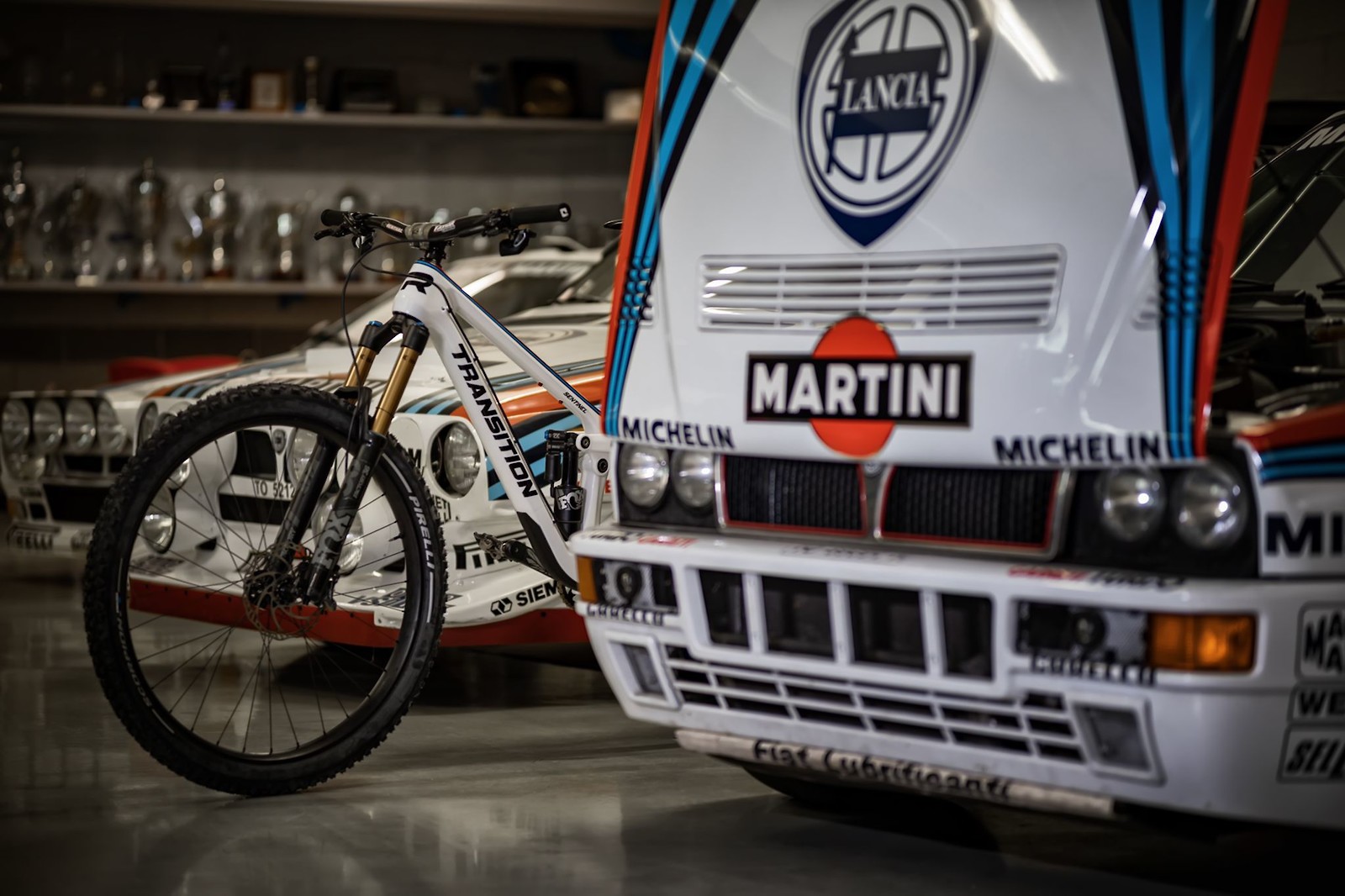MARTINI RACING TRANSITION SENTINEL V2 - bubbaz's Bike Check - Vital MTB
