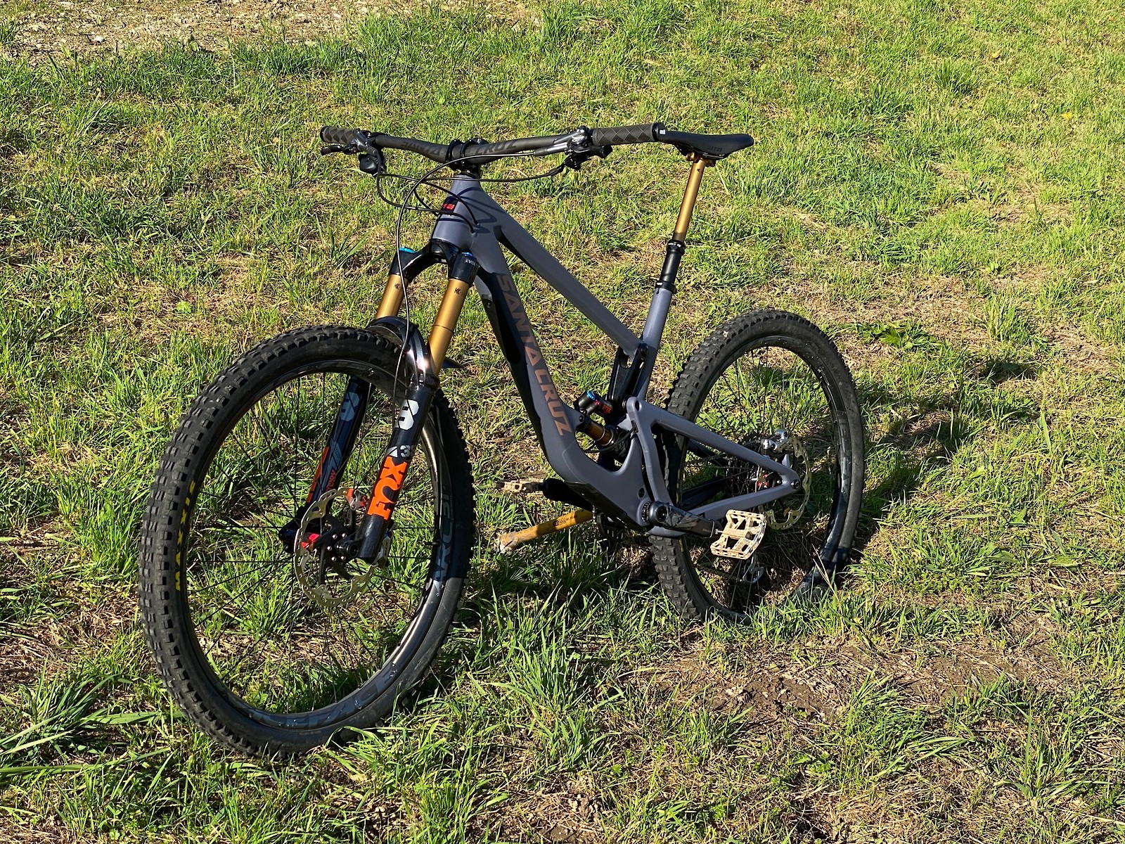 Simply Santa Cruz Megatower 29" 2021 !! - L'appartelier's Bike Check ...