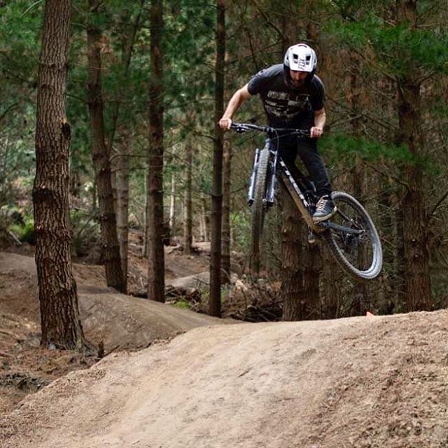 Ol Slashy - Zeb Paterson's Bike Check - Vital MTB