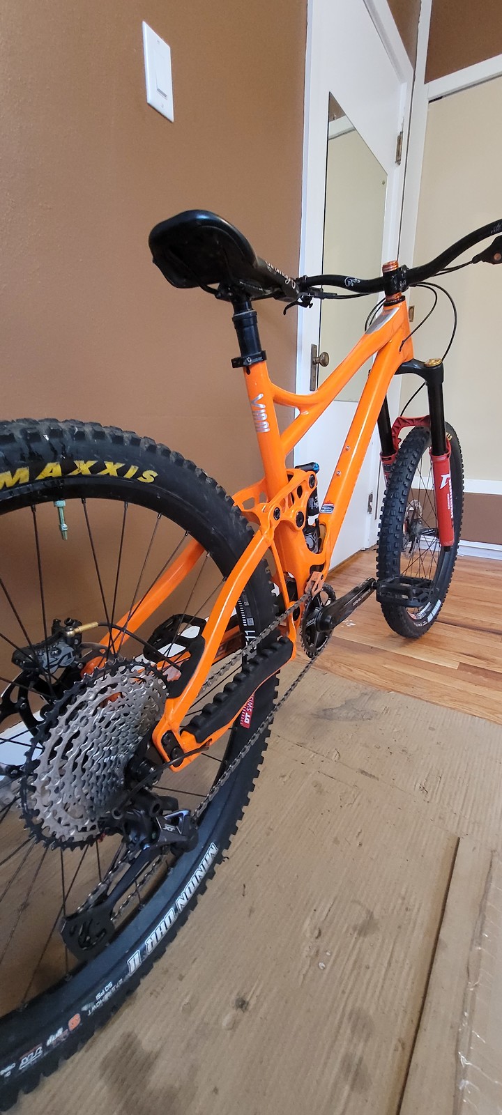 2020 Banshee Rune V3 - Ricky_Bonnell's Bike Check - Vital MTB