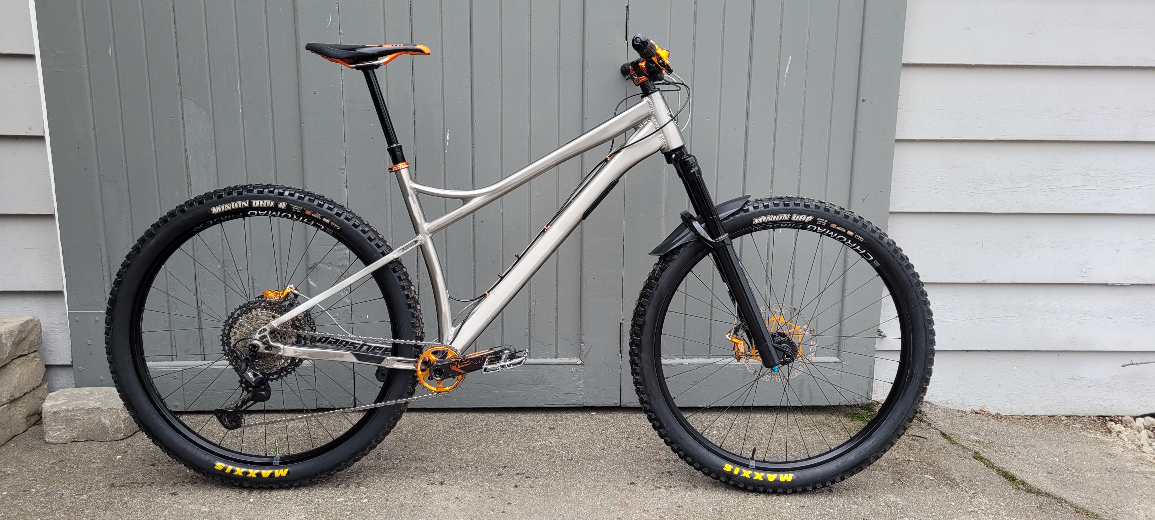 2021 Banshee Paradox V3 - Ricky_Bonnell's Bike Check - Vital MTB