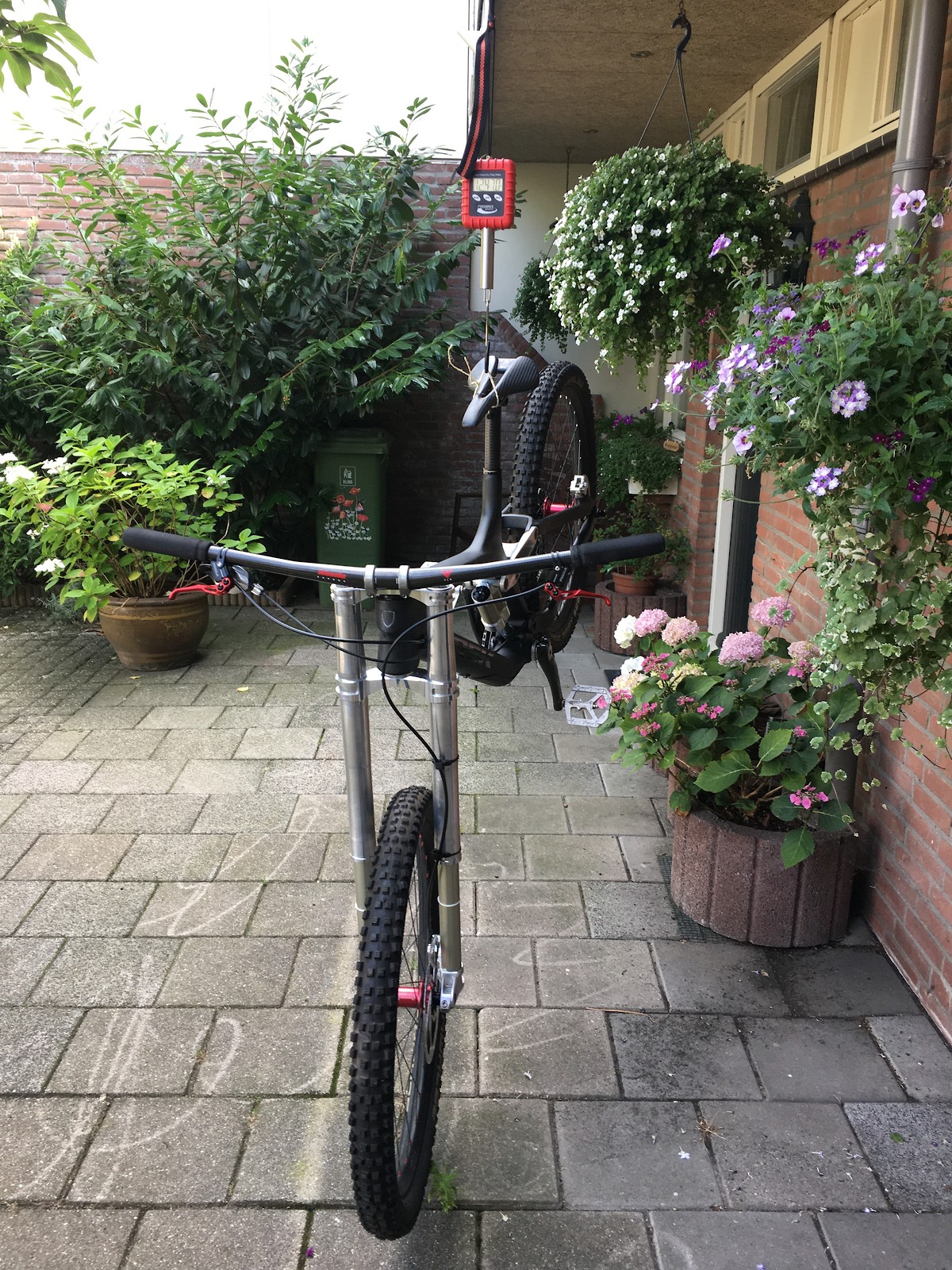 Lightest 27.5 DH bike? TREK SESSION 9.9 27.5 - Christiaan_van der Laan ...