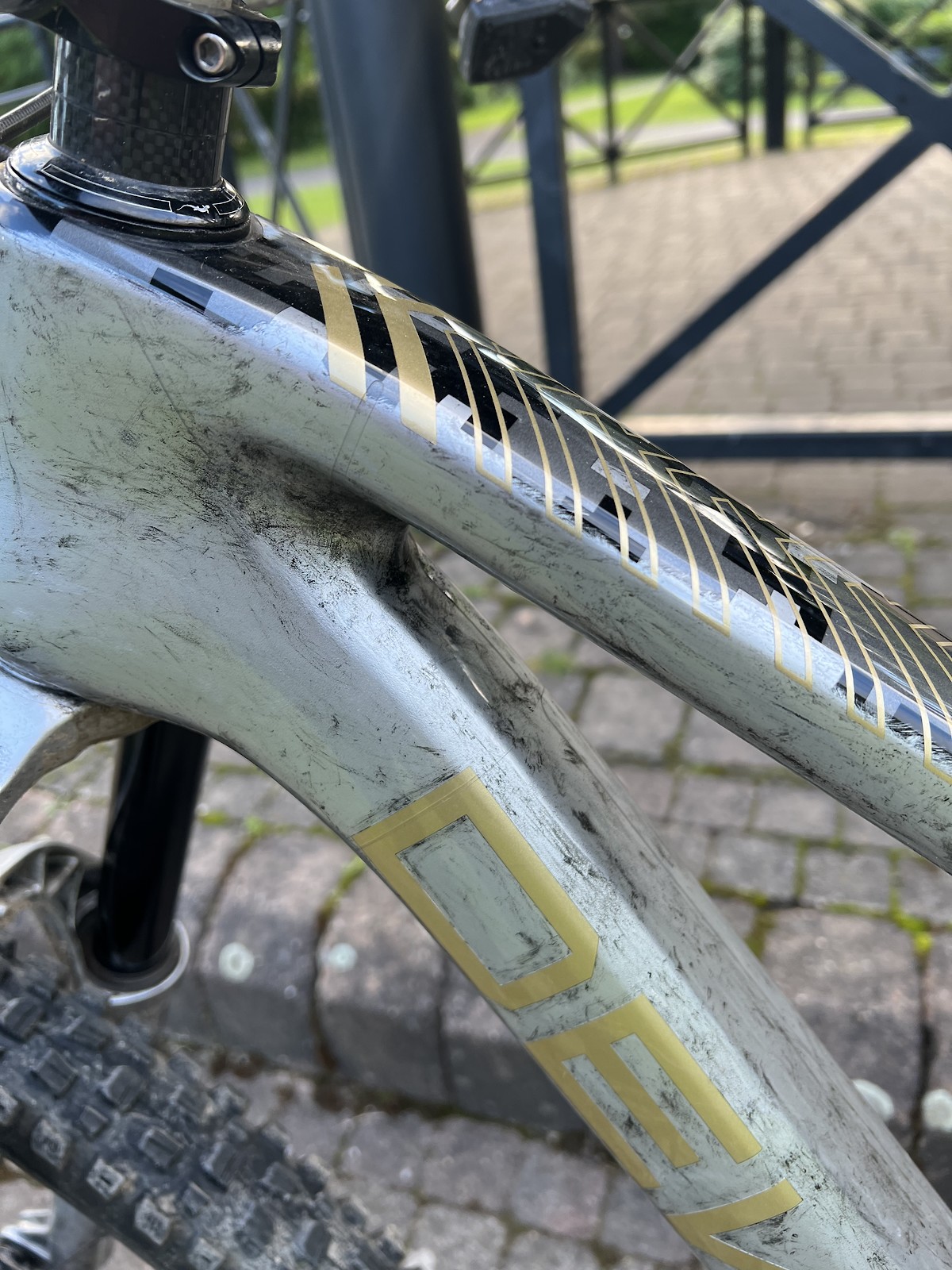 Steampunk Deviate Highlander 140 - Tom Howard's Bike Check - Vital MTB