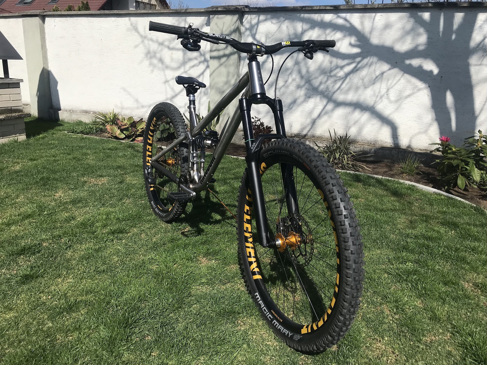 Kingdom Void - -pdr-'s Bike Check - Vital MTB