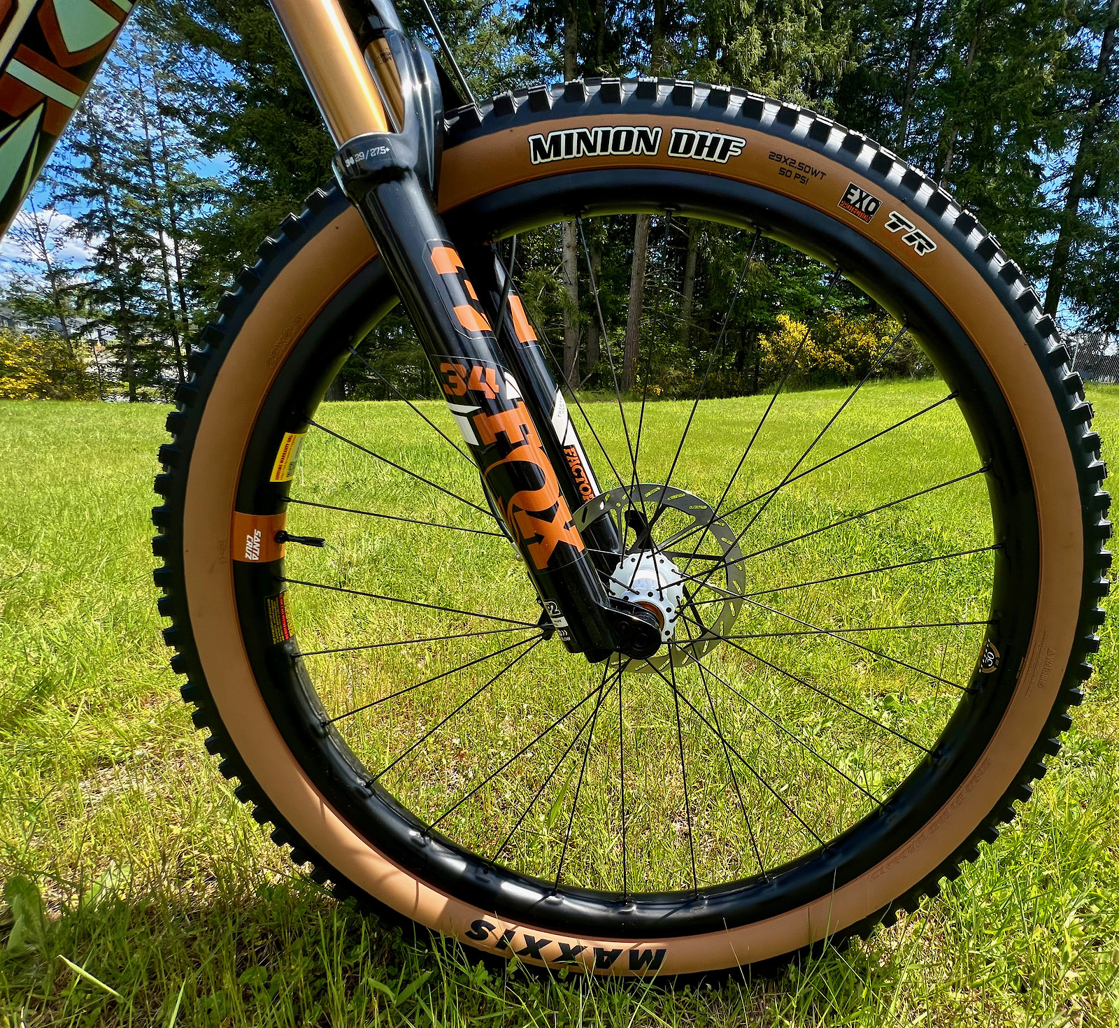 2021 Santa Cruz Tallboy CC (AKU-Acoma) - Sphy1977's Bike Check - Vital MTB
