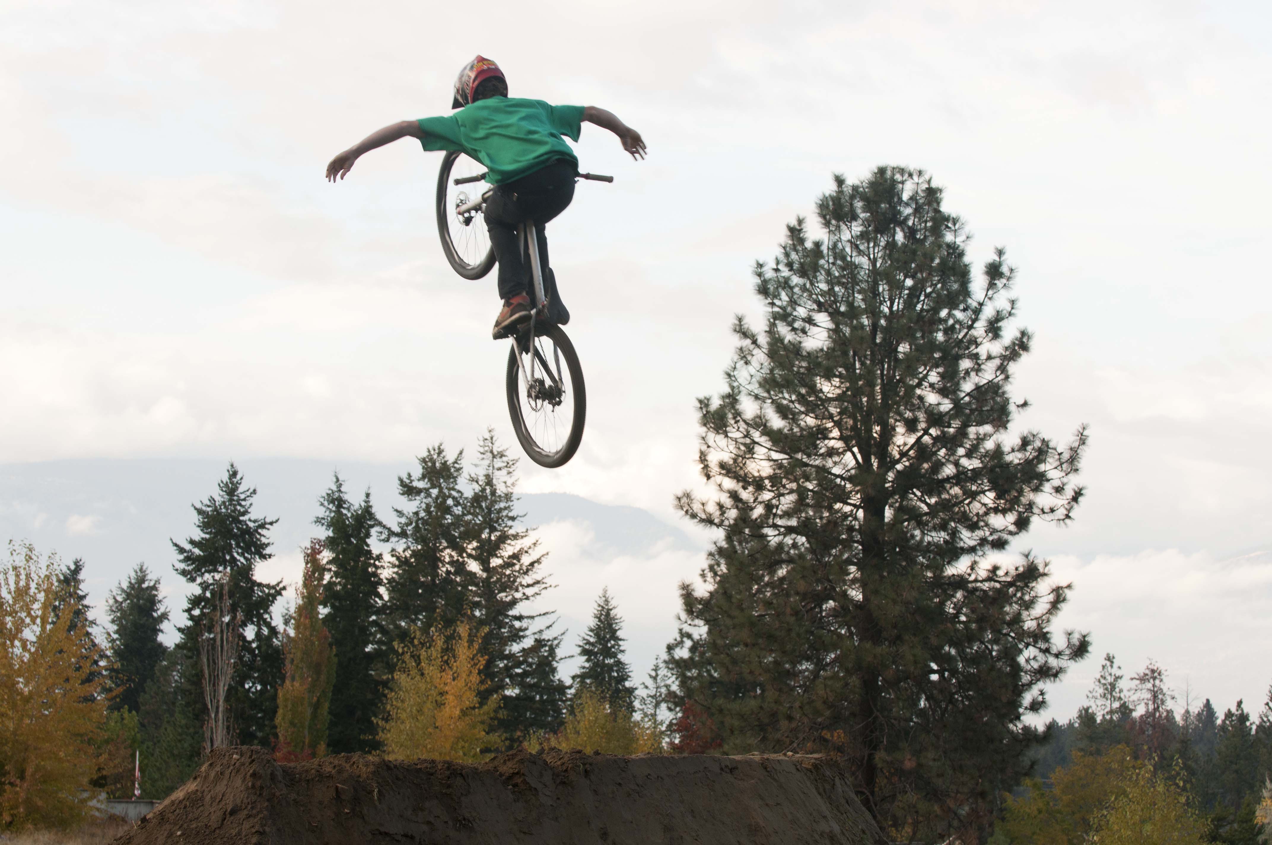 Tom Tuck - mkirk05 - Mountain Biking Pictures - Vital MTB