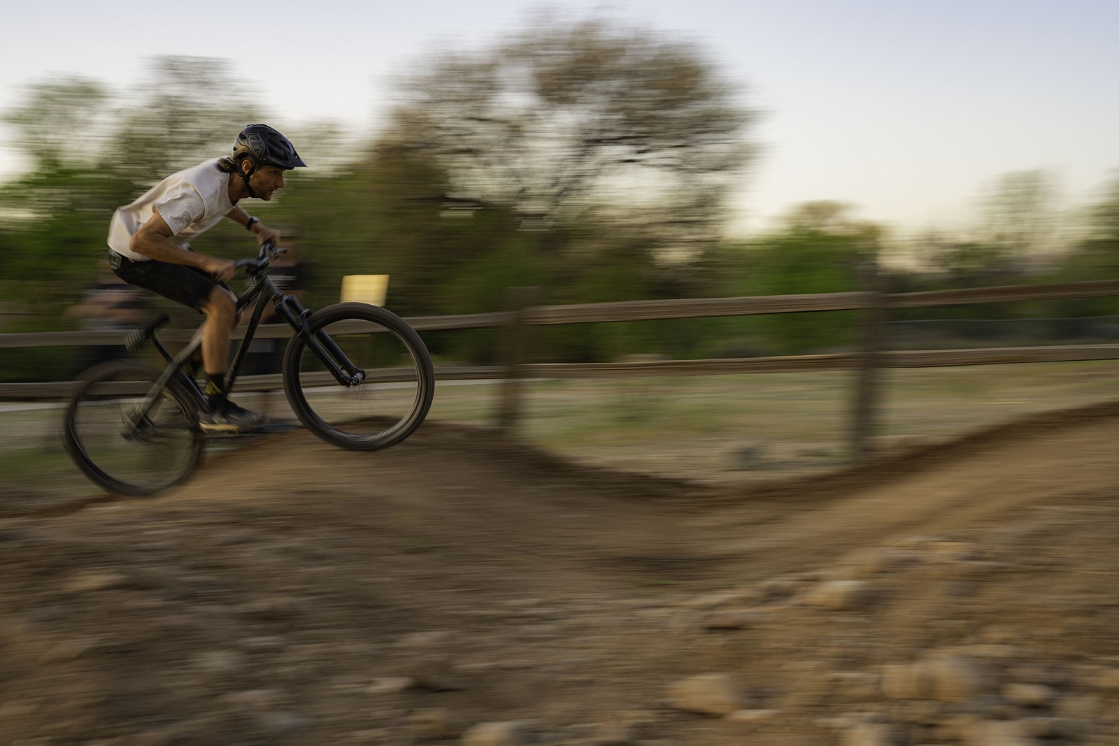 uphill pan - legpwr - Mountain Biking Pictures - Vital MTB