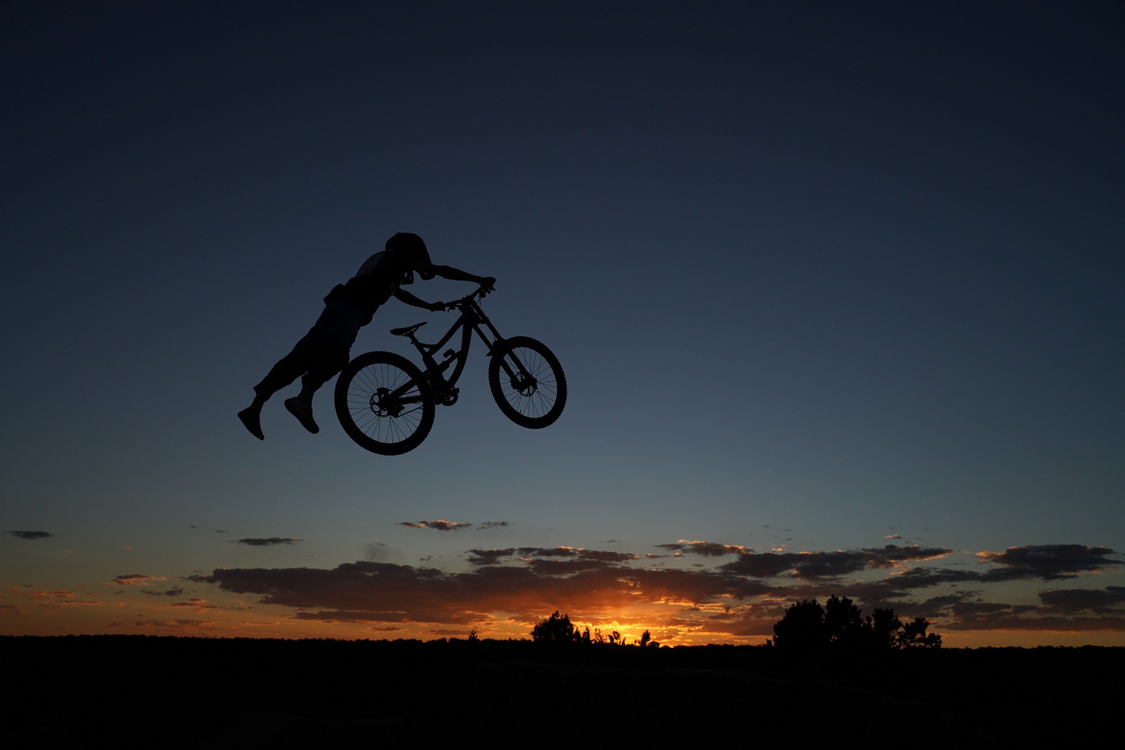 Superman - legpwr - Mountain Biking Pictures - Vital MTB