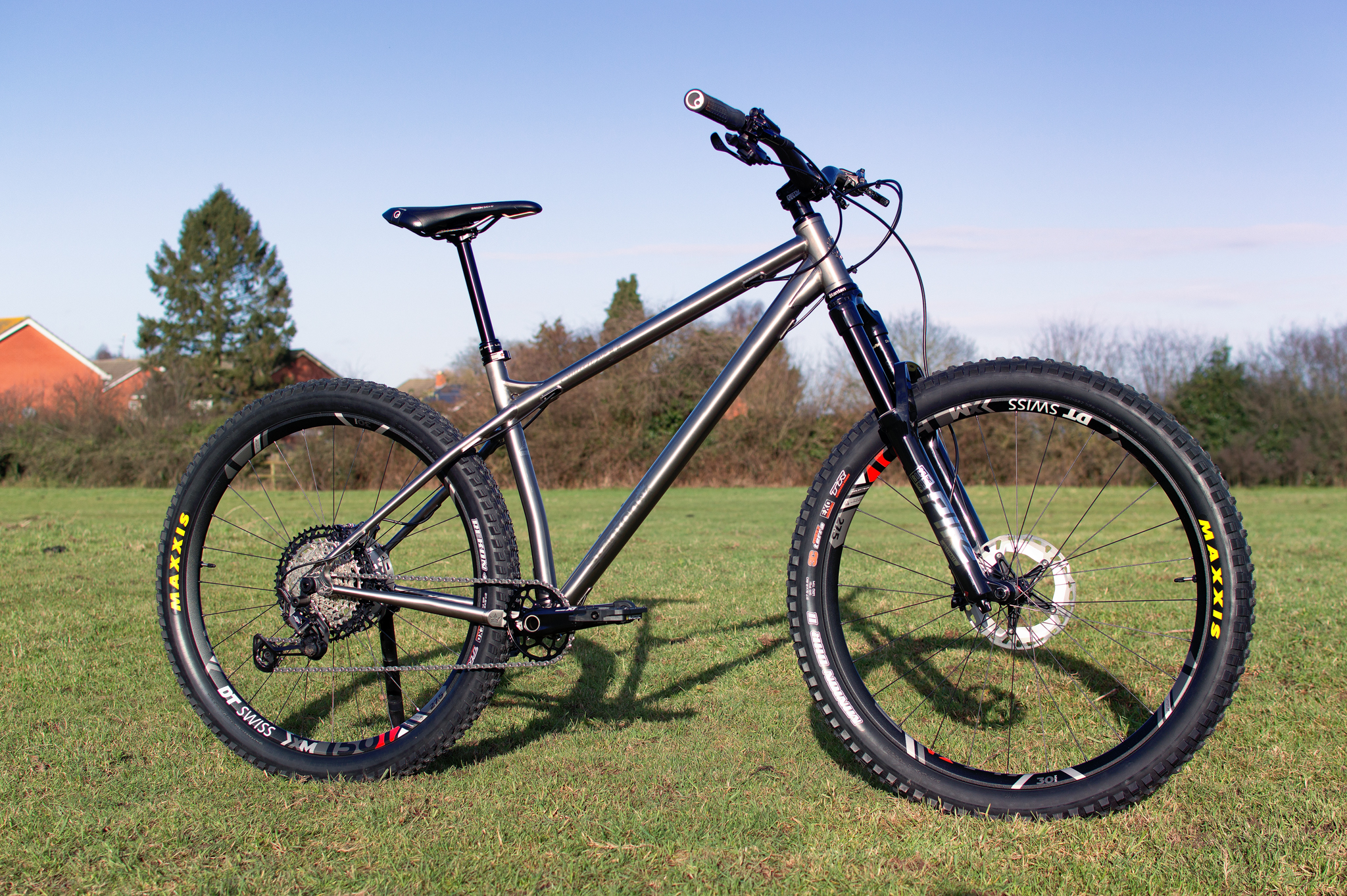 Stanton Switch9er Ti Gen 2 UK 2020 Custom Build - Exile's Bike Check ...