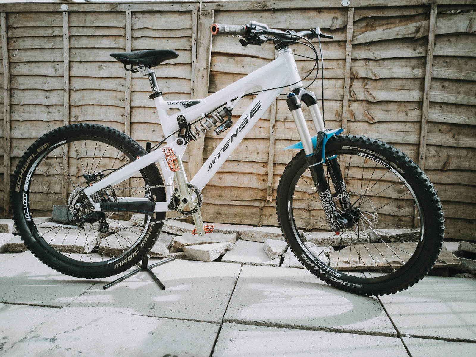 Intense UZZI ongoing project. - Hartphoto81's Bike Check - Vital MTB