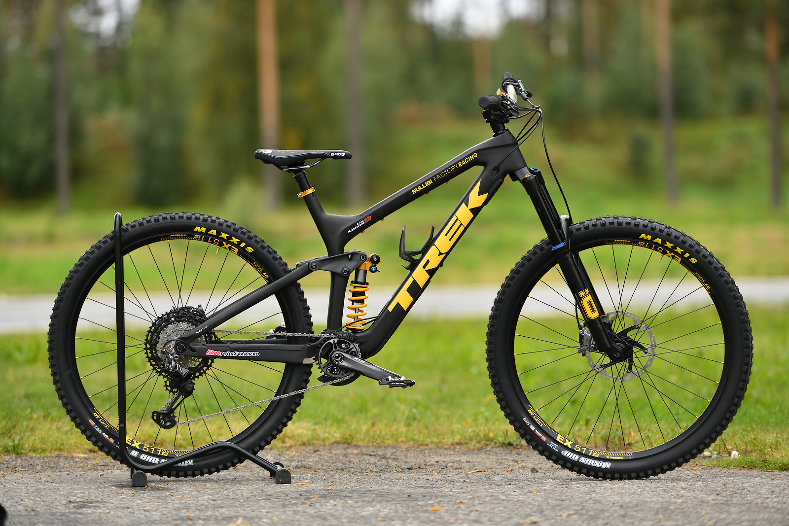 Trek Slash 1Ö (Full Coil Dreambuild.) - joonaola's Bike Check - Vital MTB