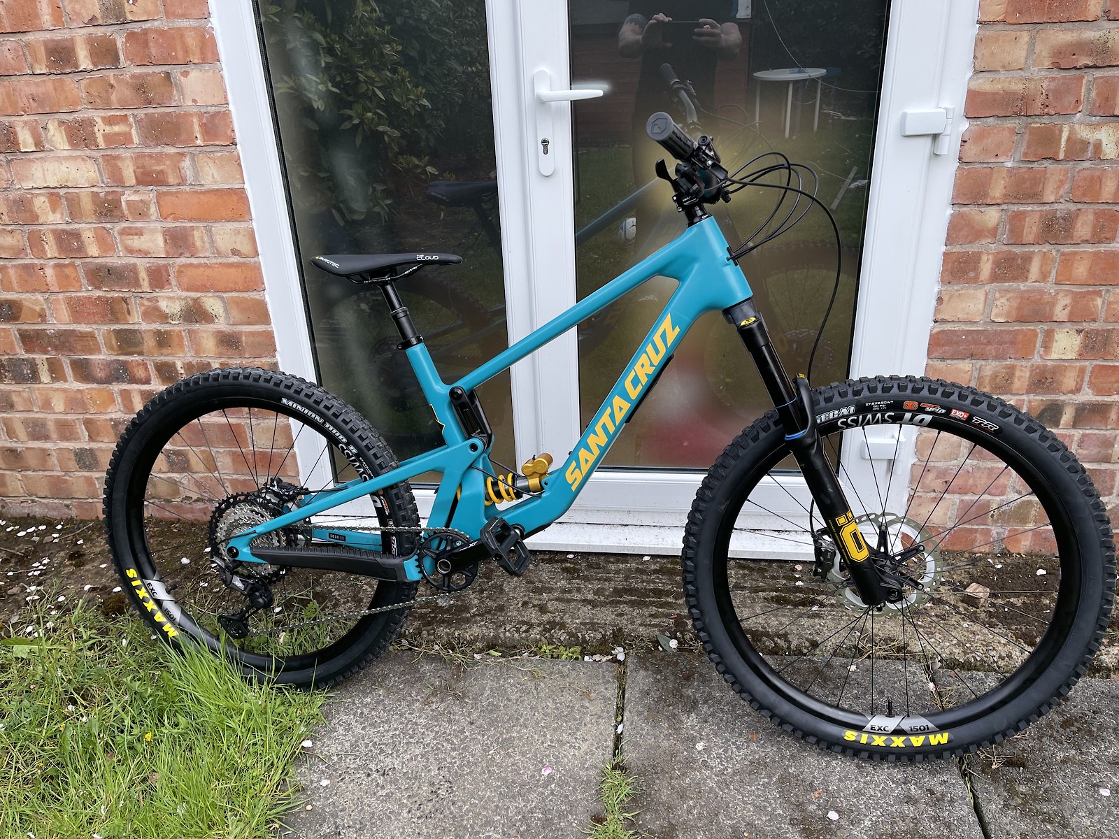 Santa Cruz 5010 Ohlins - limey1664's Bike Check - Vital MTB