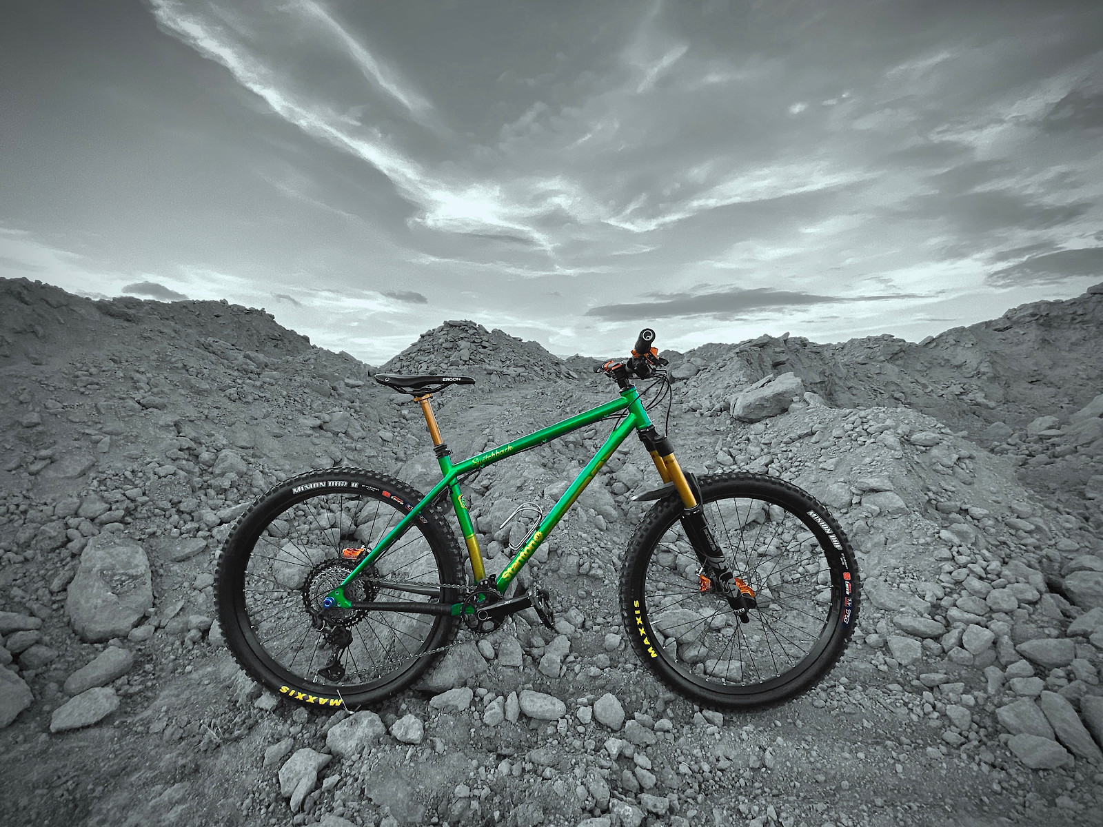 Stanton Switchback - jayalvinguevara's Bike Check - Vital MTB