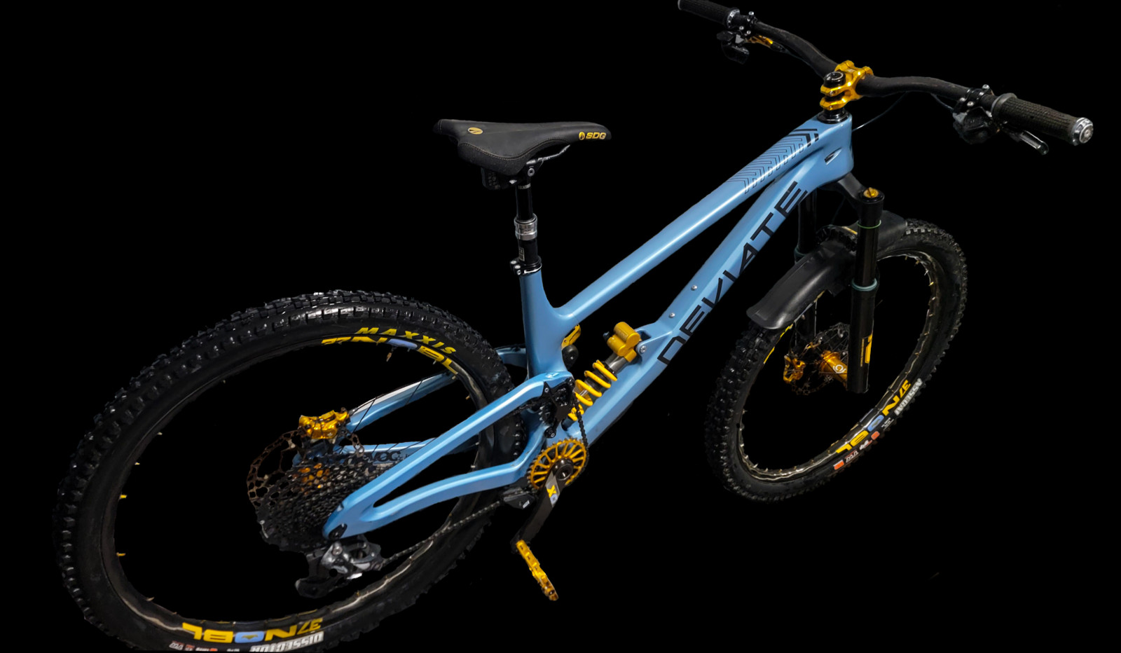 Deviate Highlander 150 - "Gypsy Danger" - DVSi245's Bike Check - Vital MTB